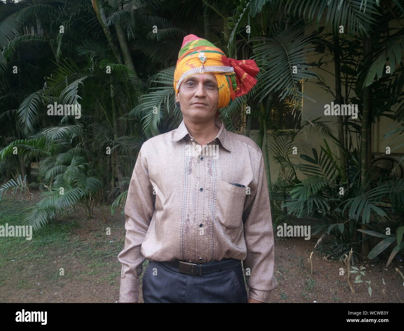 Portrait Of An Indian Man High Resolution Stock Photography and Images ...