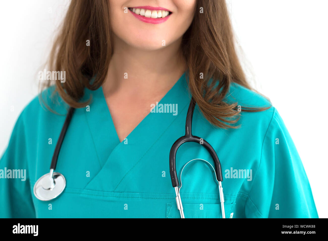 Doctor wearing scrubs hi-res stock photography and images - Alamy
