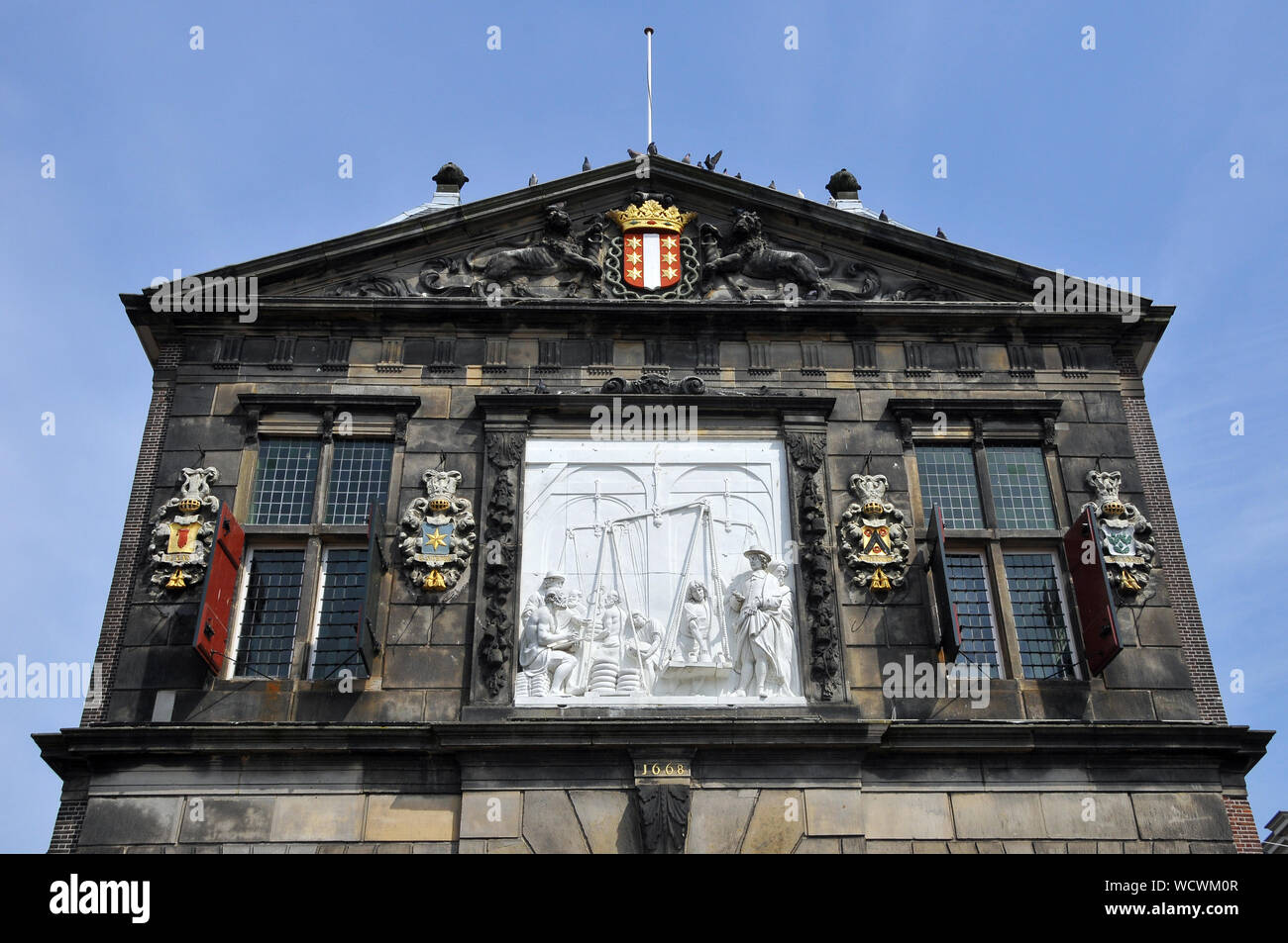 Weigh house gouda hi-res stock photography and images - Alamy