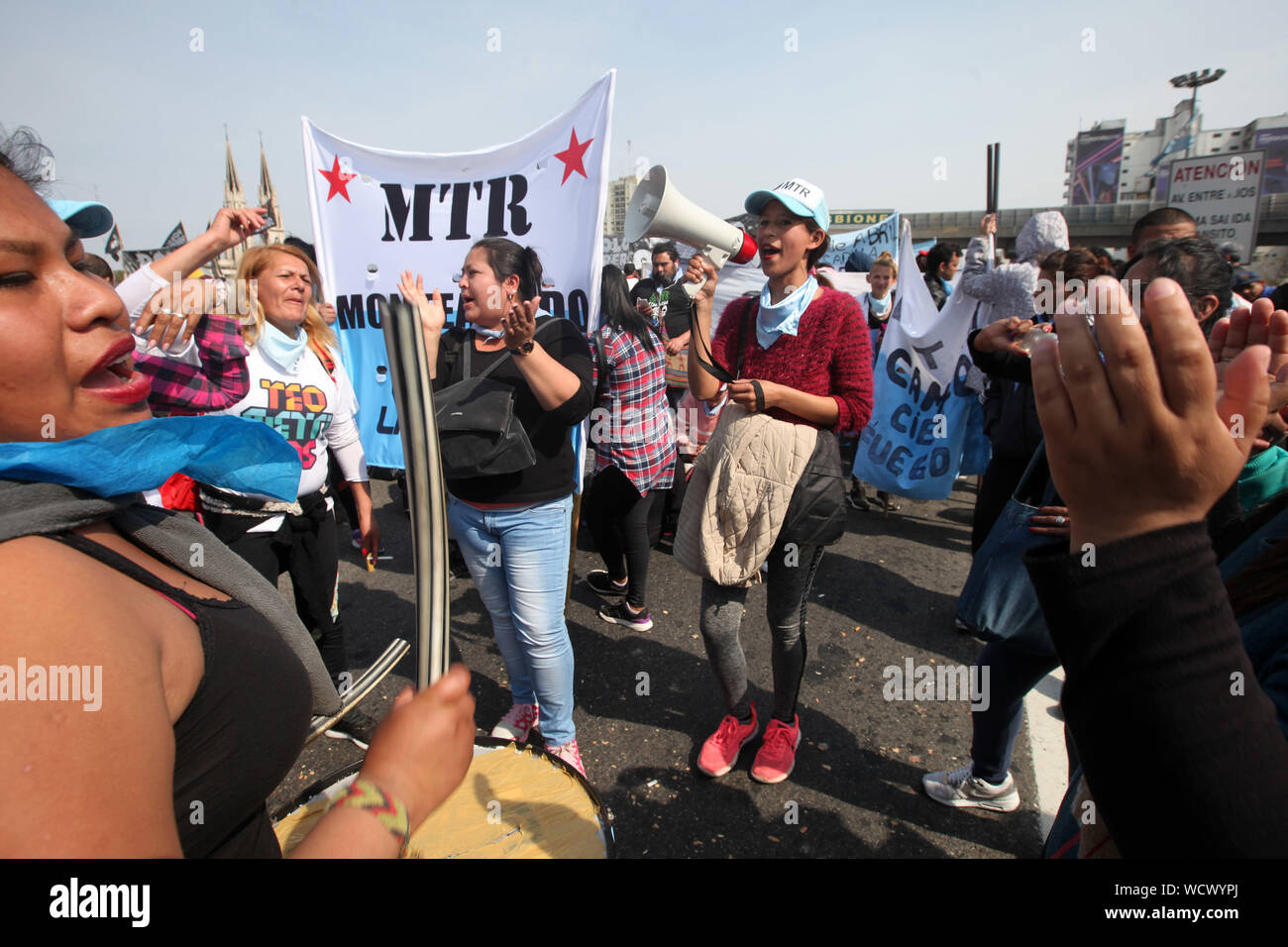 28 de mayo hi-res stock photography and images - Alamy