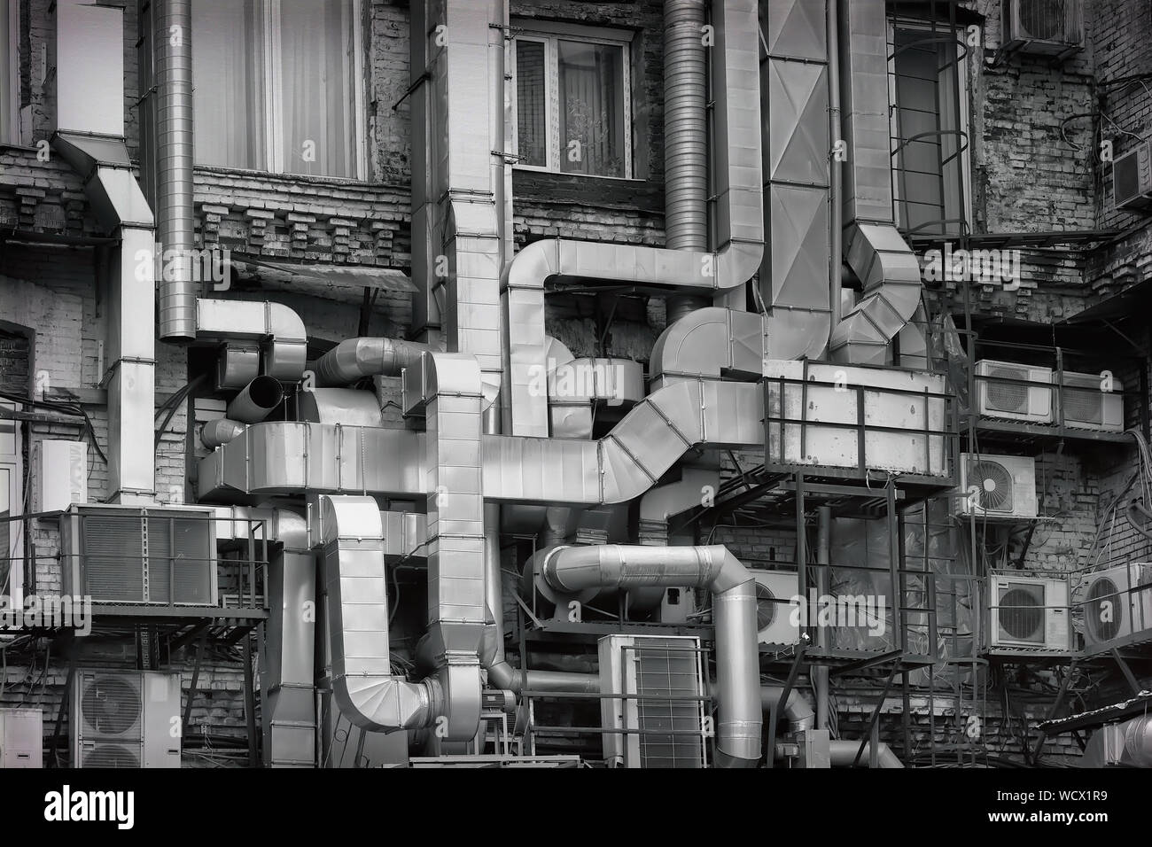 Exterior industrial factory building pipes hi-res stock photography and ...