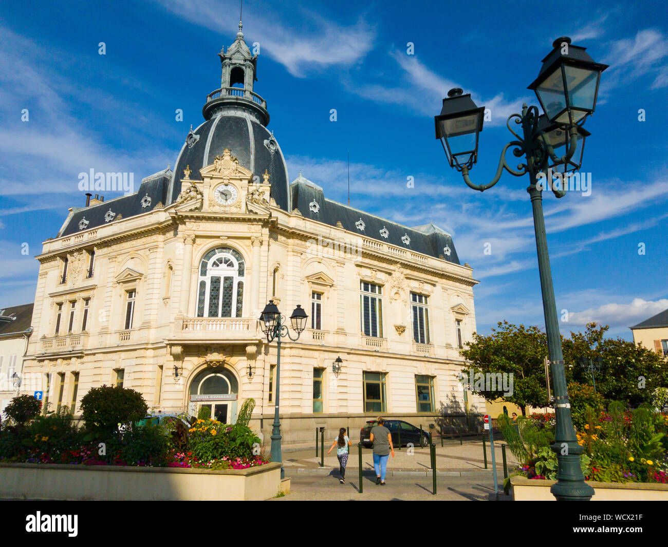 France, Eure et Loir (28), Dreux, Metezeau place, Hotel Caisse d ...