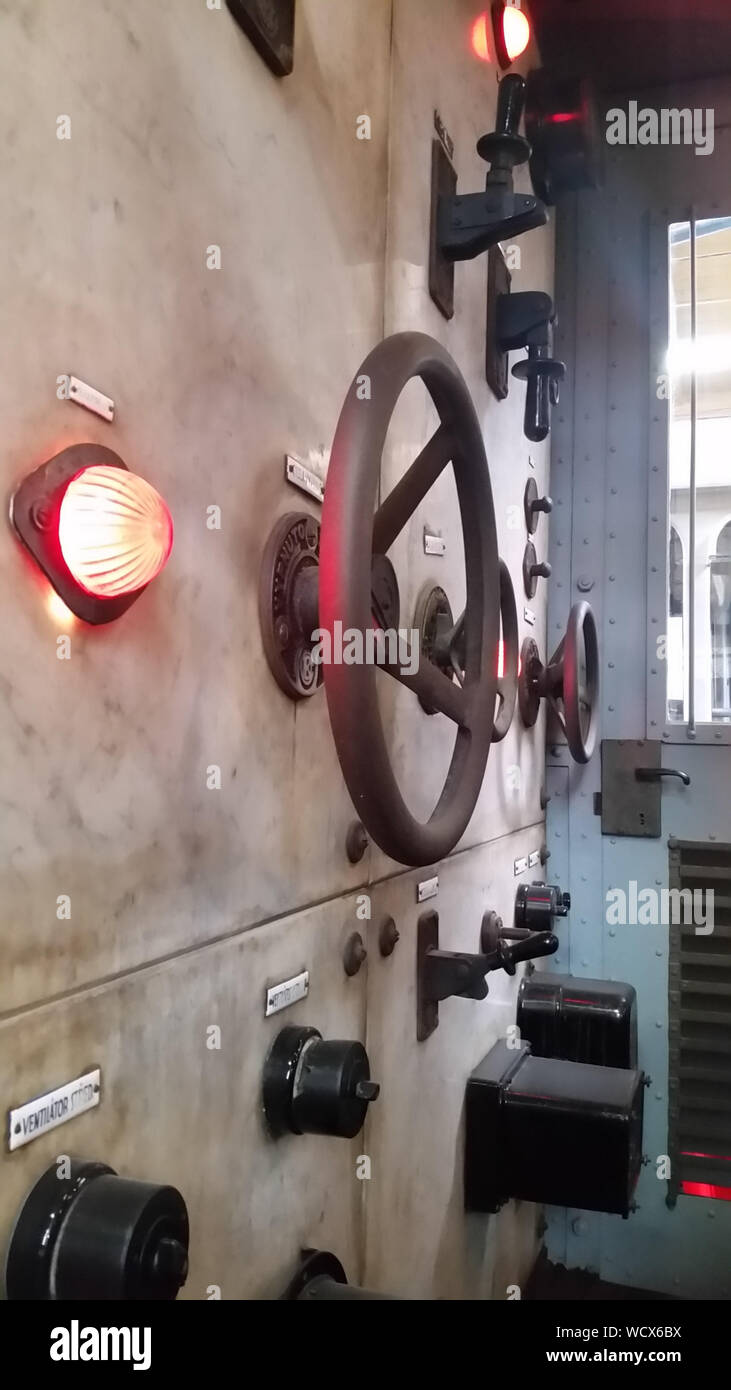 Tram wheel hi-res stock photography and images - Alamy