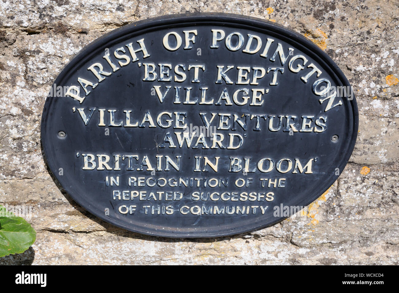 Best Kept Village Plaque, Podington, Bedfordshire Stock Photo - Alamy