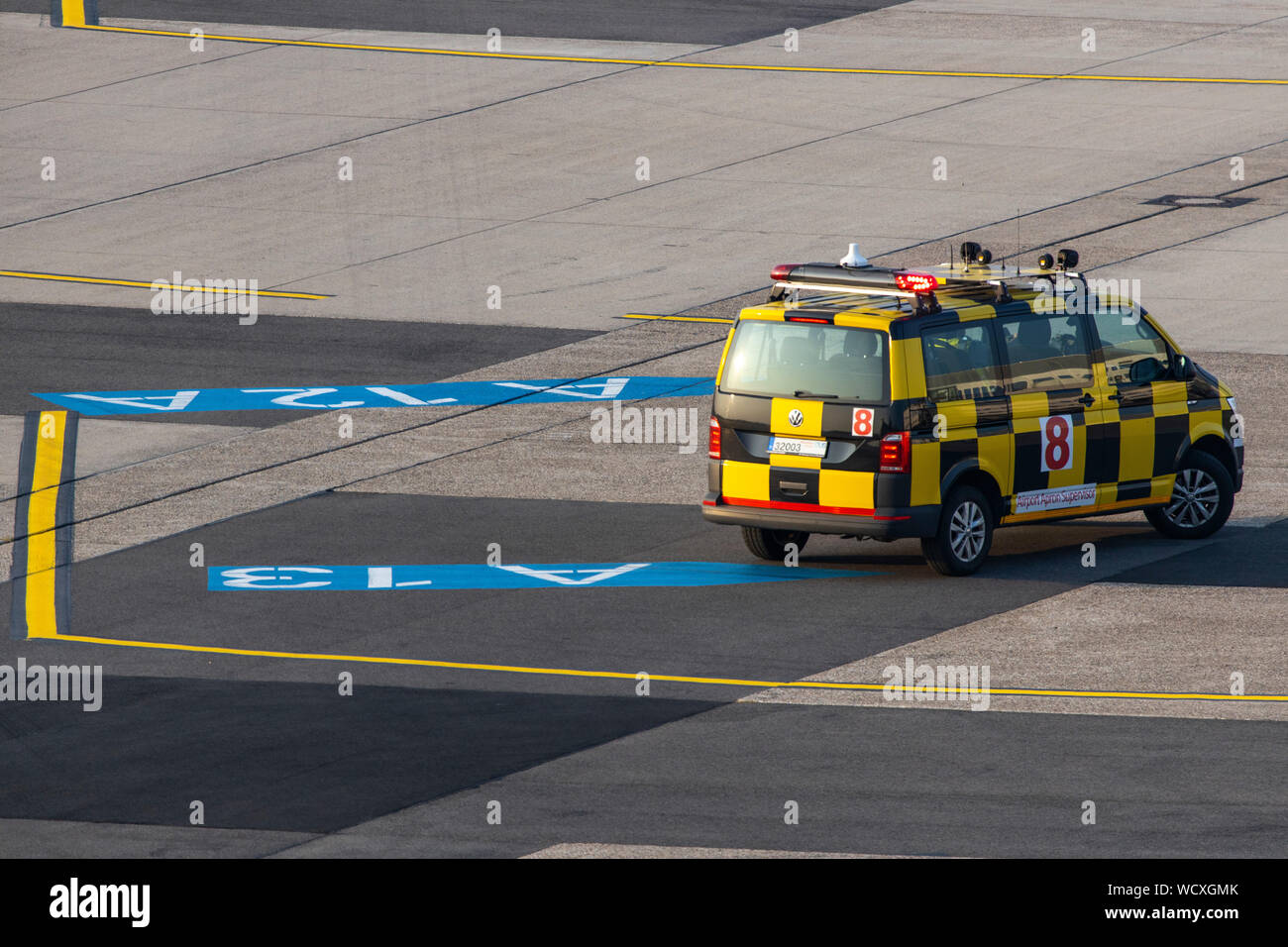 Passenger apron hi-res stock photography and images - Alamy