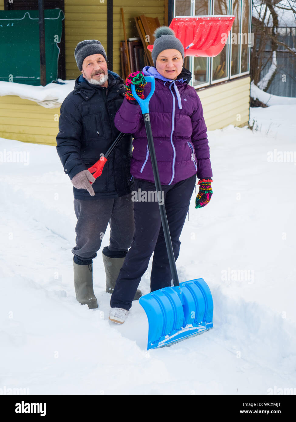Cleaning snow hi-res stock photography and images - Alamy