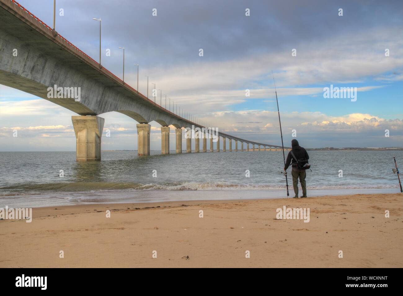 Rod bridge hi-res stock photography and images - Alamy