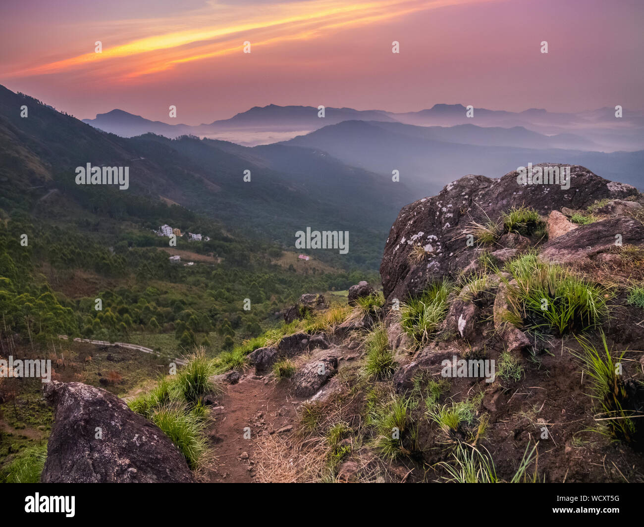 Munnar kerala sunrise hi-res stock photography and images - Alamy