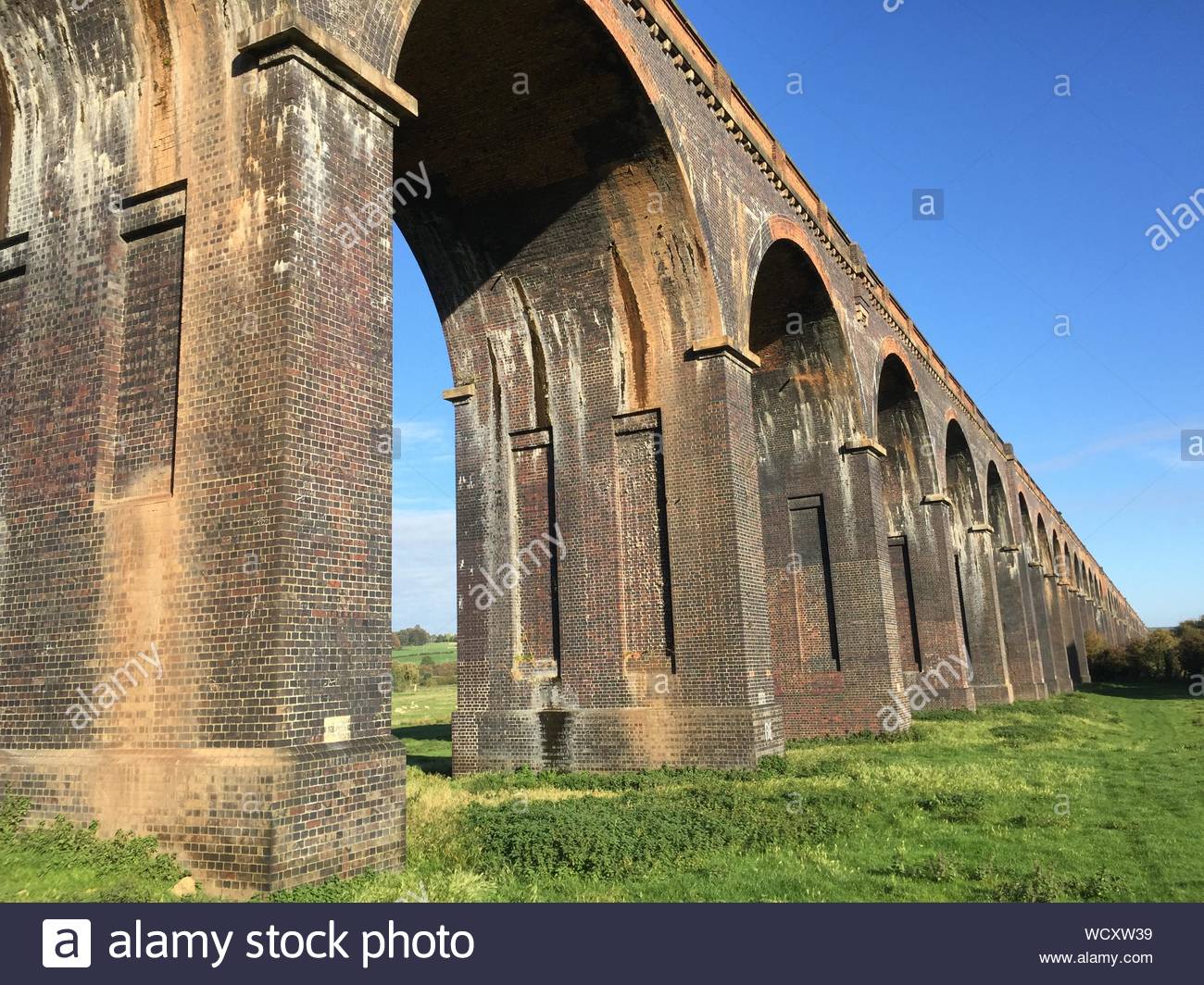 Welland Viaduct Stock Photos & Welland Viaduct Stock Images - Alamy