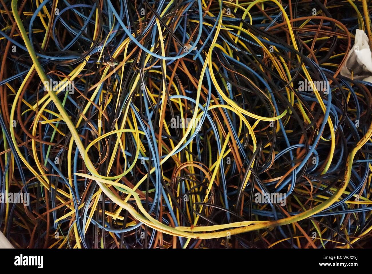 Cable tangled wires hi-res stock photography and images - Alamy