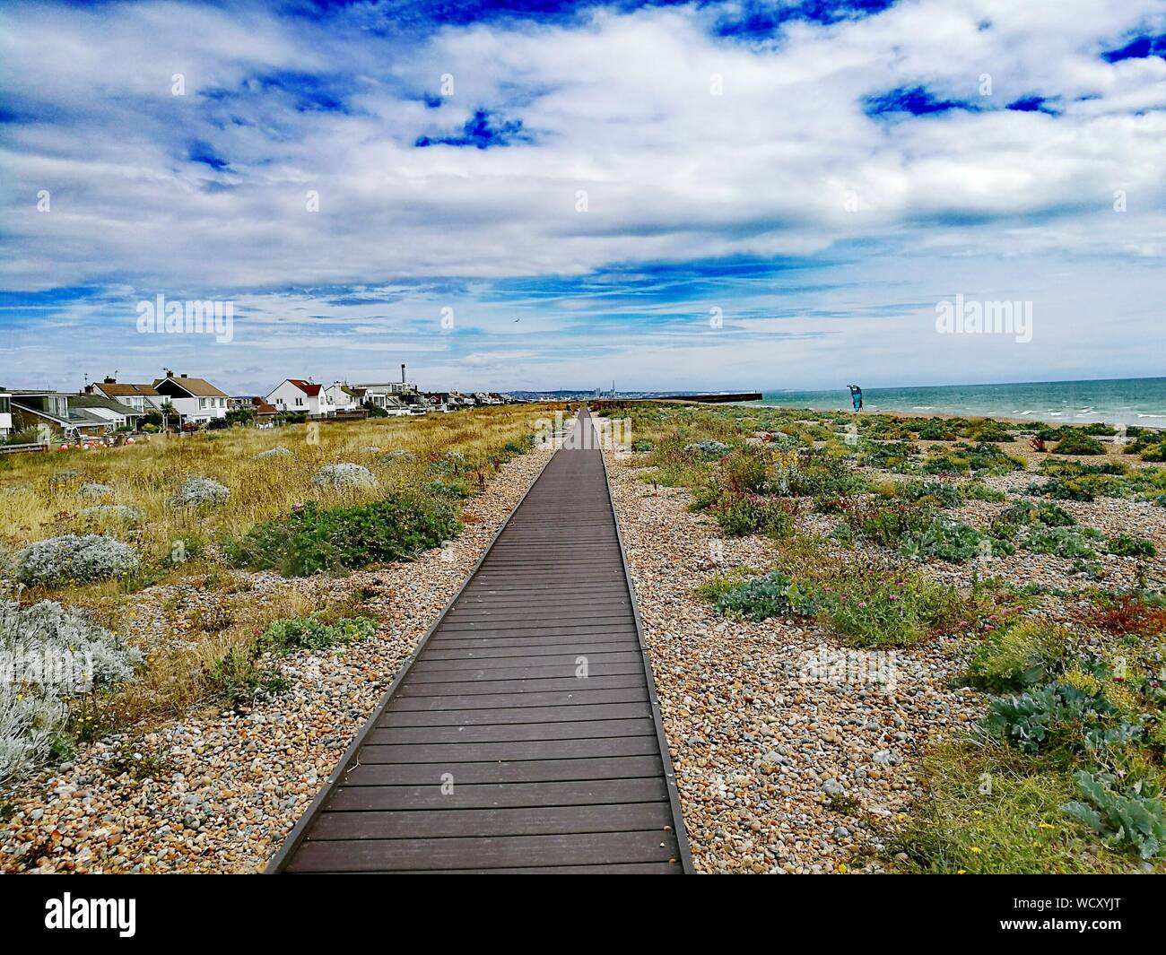 Long narrow beach hi-res stock photography and images - Alamy