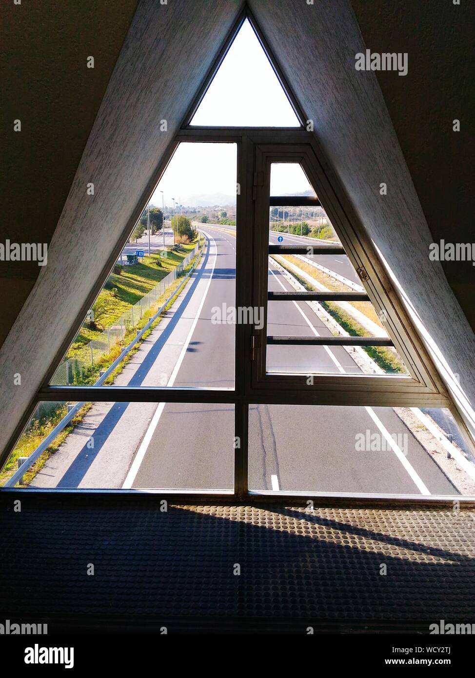 Triangle window architecture hi-res stock photography and images - Alamy