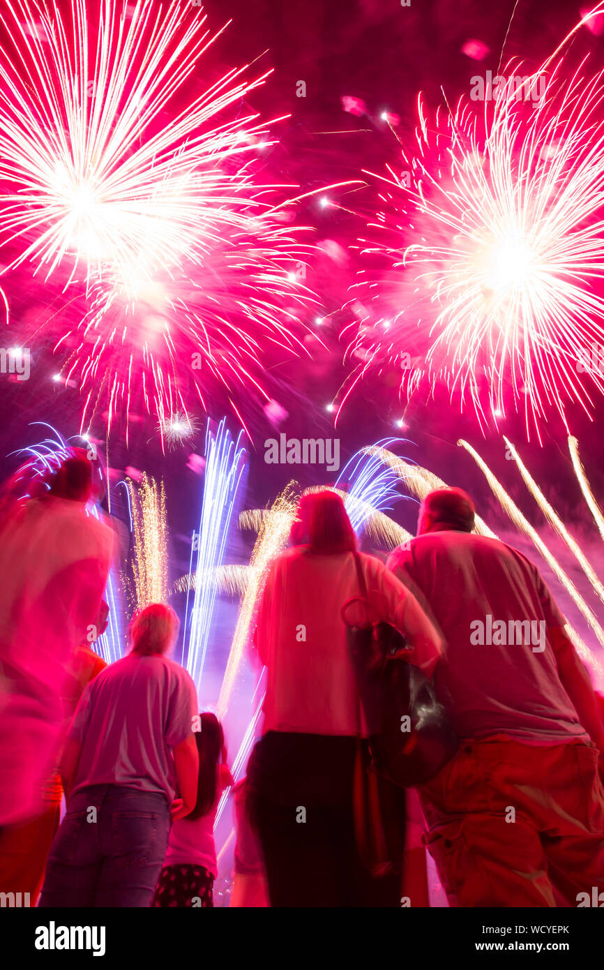 Teenagers fireworks hi-res stock photography and images - Alamy