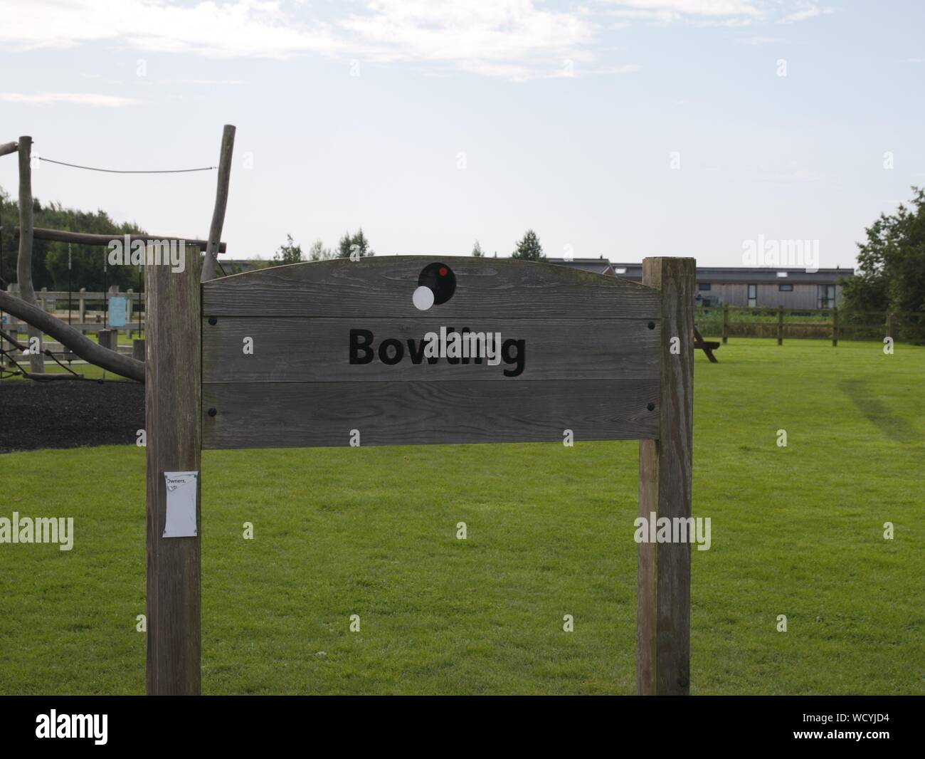 Crown green bowling rain hi-res stock photography and images - Alamy