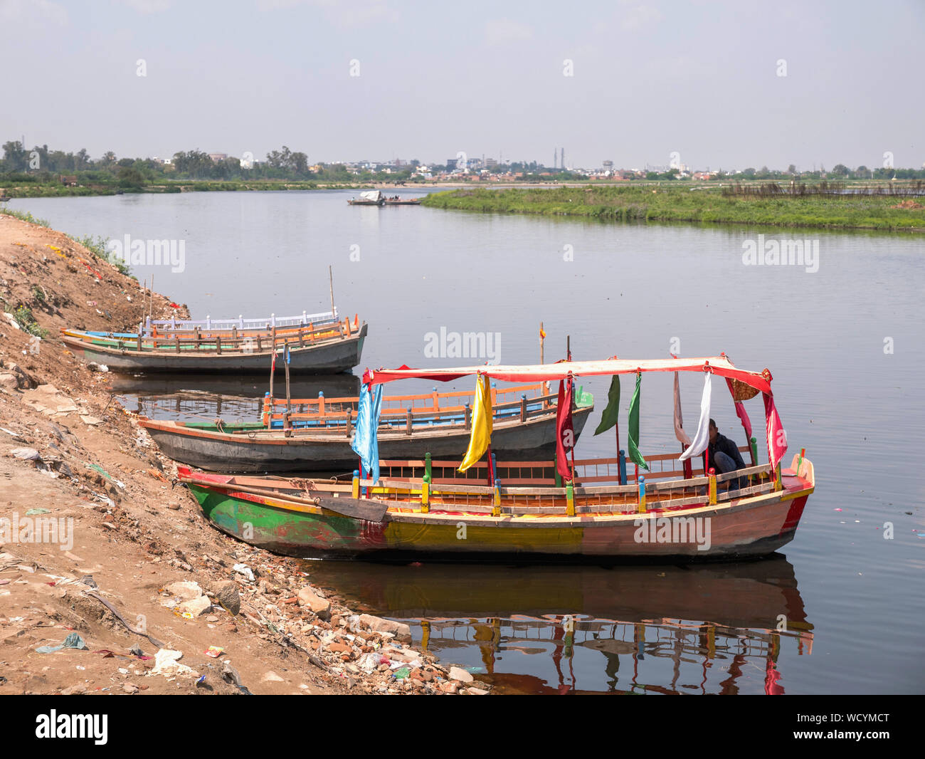 River wanter hi-res stock photography and images - Alamy