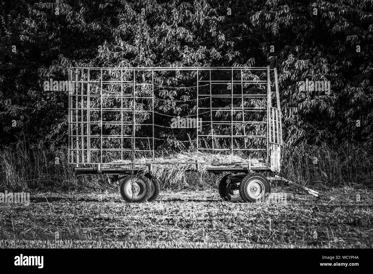 Trailer farm hi-res stock photography and images - Alamy