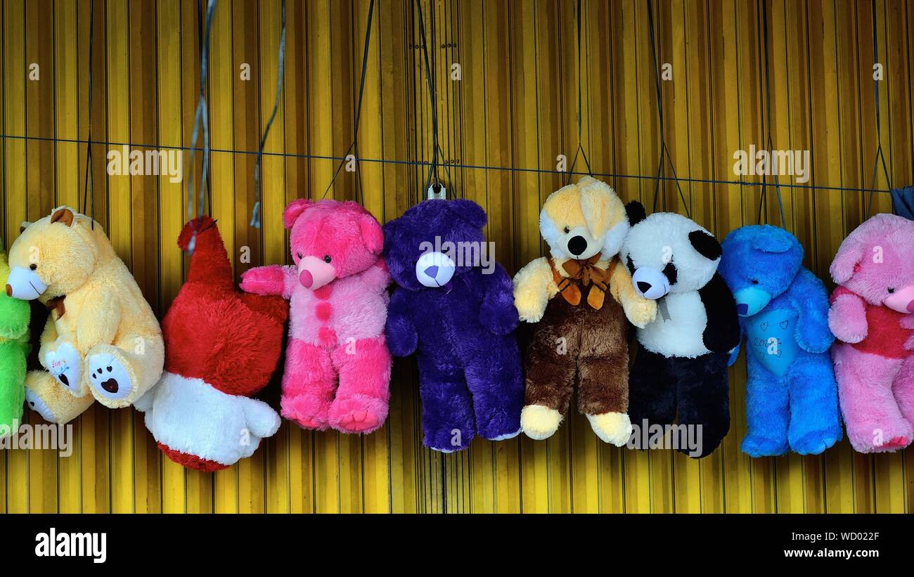 Hanging Teddy Bears High Resolution Stock Photography and Images - Alamy