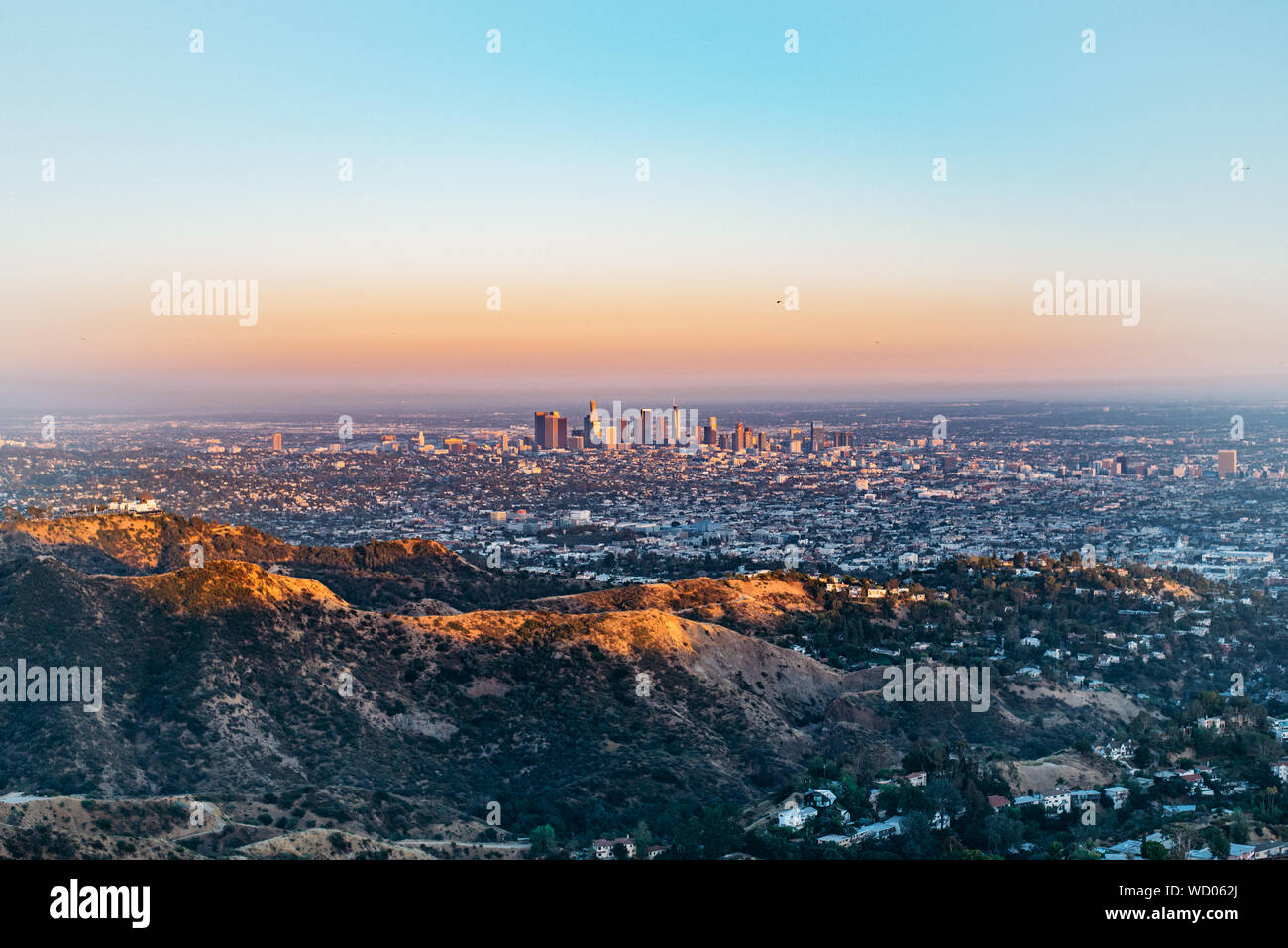 View of los angeles skyline during day hi-res stock photography and ...