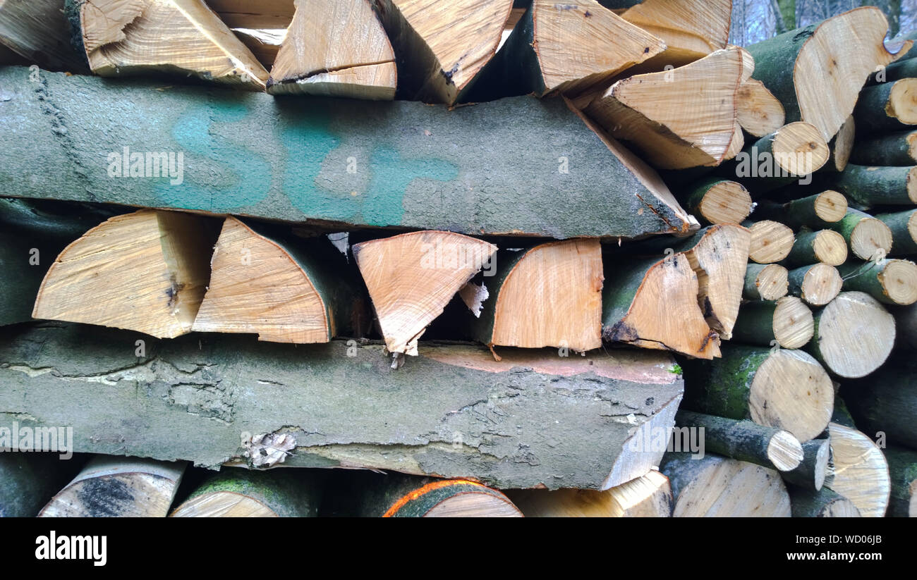 Log Stack Stock Photos & Log Stack Stock Images - Alamy