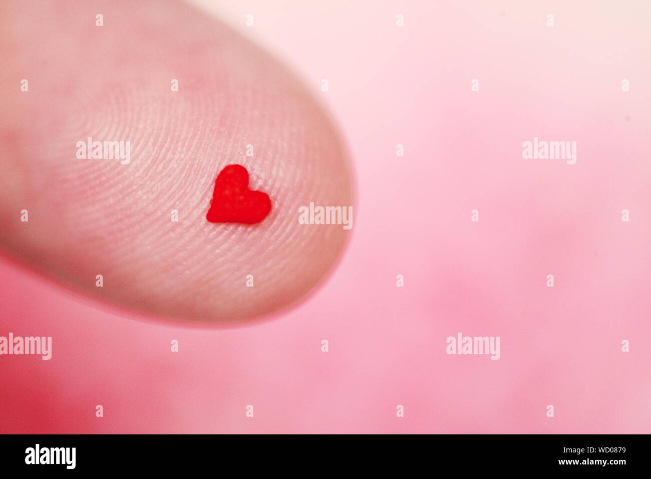 Finger_tip hi-res stock photography and images - Alamy