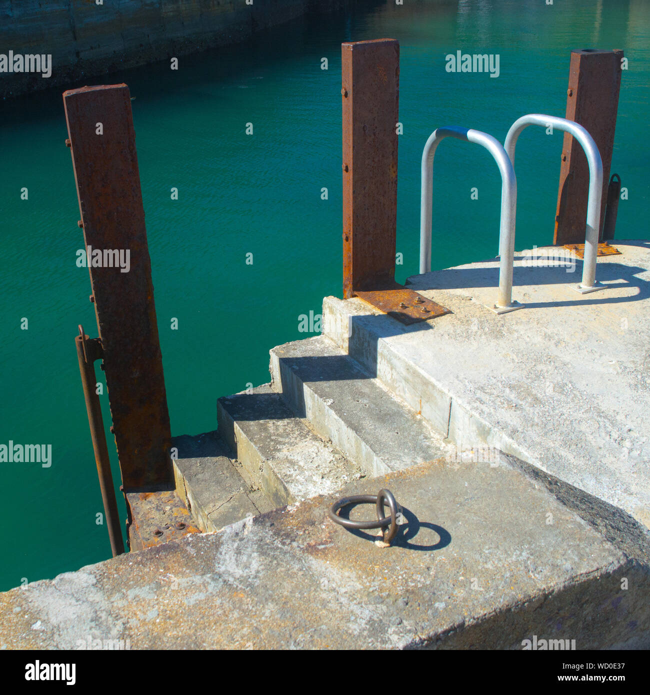 Sea ladder hi-res stock photography and images - Alamy