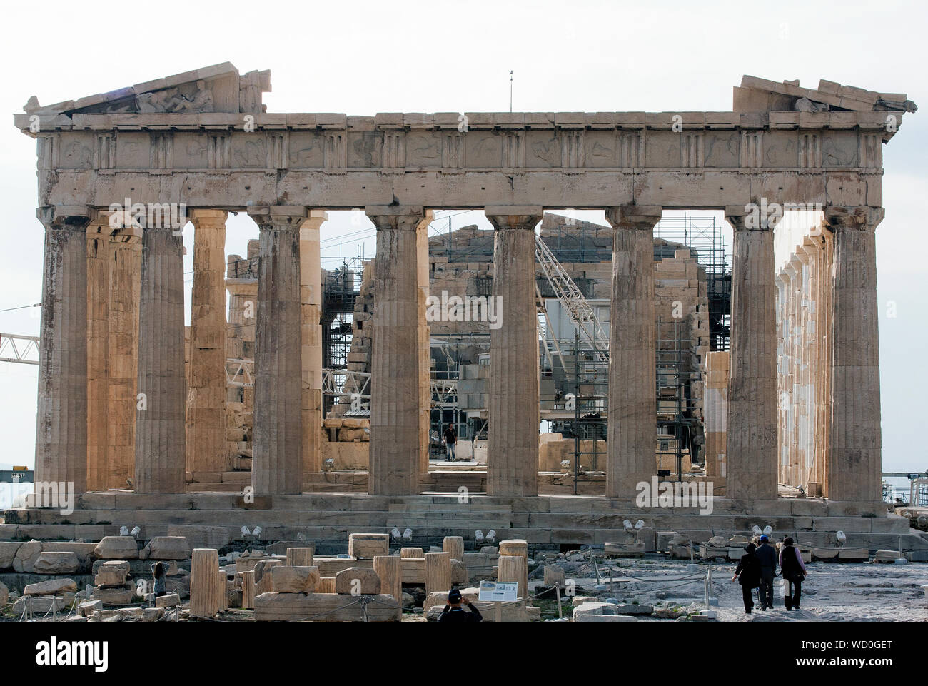 Parthenon colonnade hi-res stock photography and images - Alamy