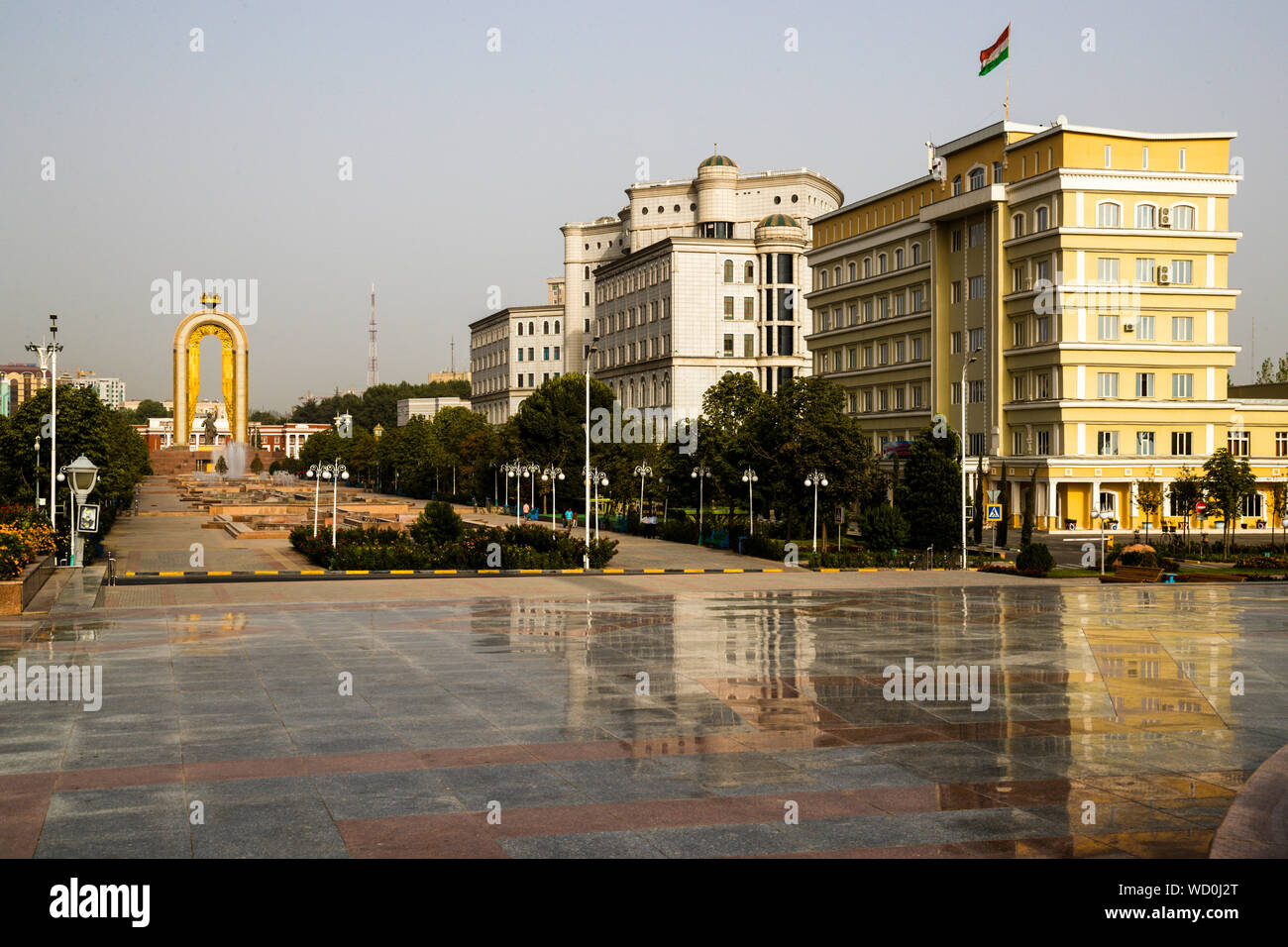 Somoni-Monument in Rudaki- Park of Dushanbe, Tajikistan Stock Photo - Alamy
