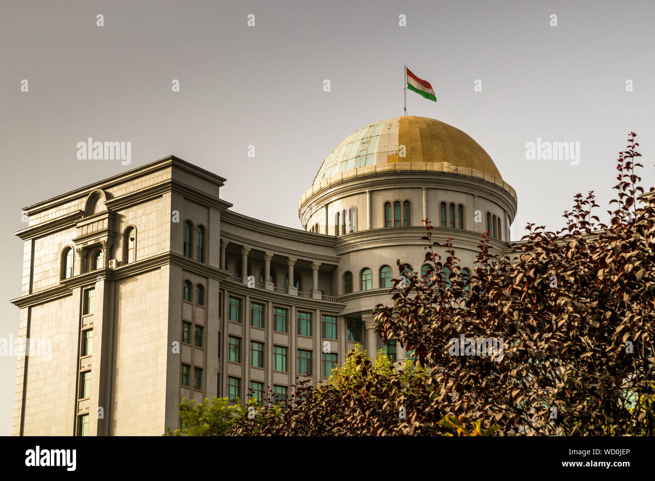 Rudaki- Park in Dushanbe, Tajikistan Stock Photo - Alamy