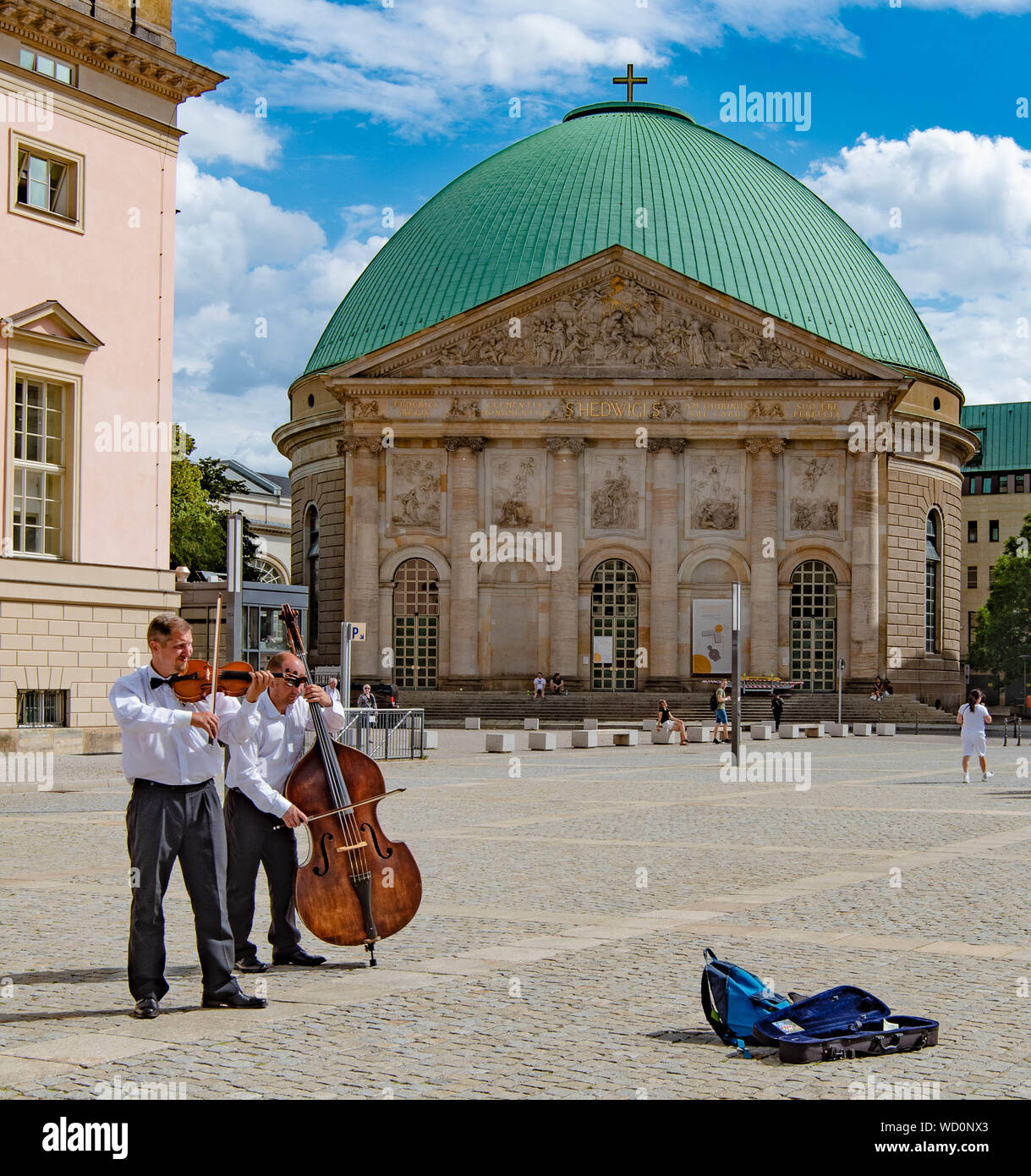 Opernplatz berlin hi-res stock photography and images - Alamy
