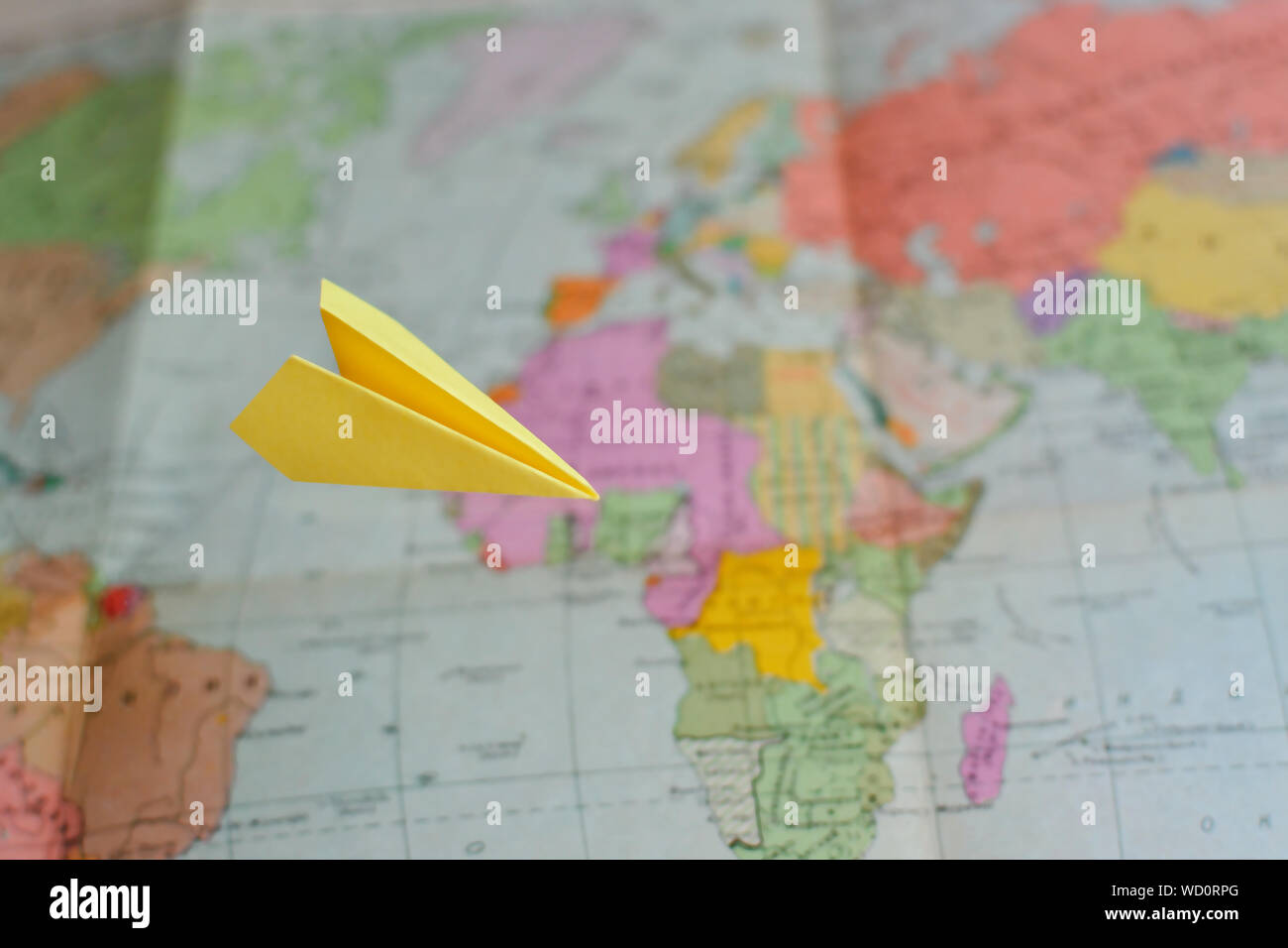 Map paper airplane hi-res stock photography and images - Alamy