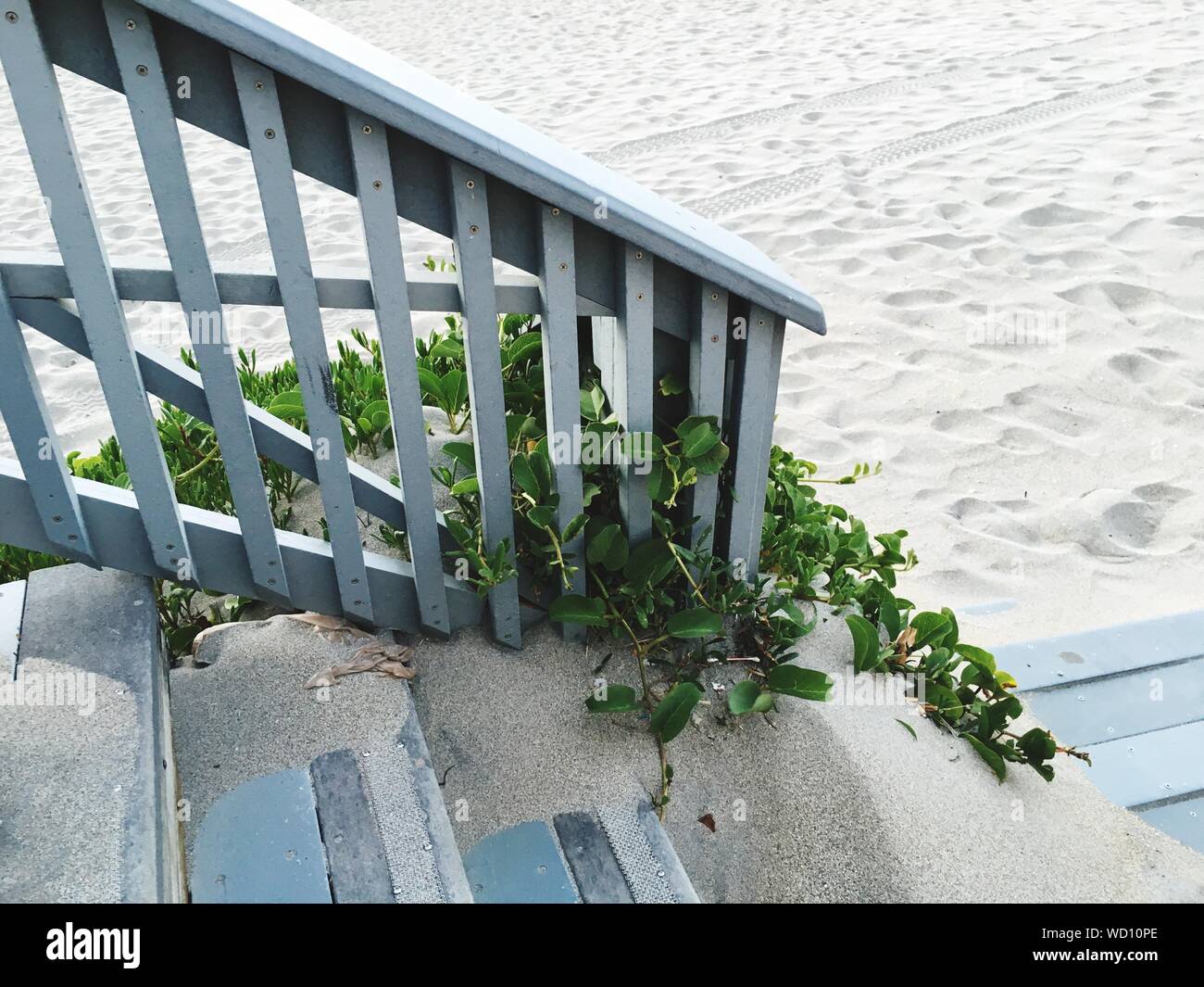Sand stairs hi-res stock photography and images - Alamy