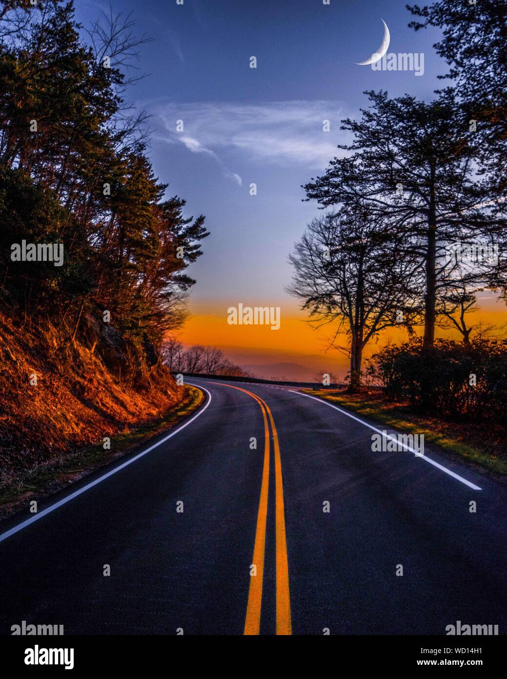 Passing in the night hi-res stock photography and images - Alamy