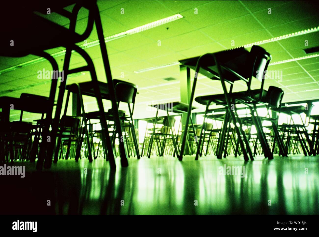 Desks chairs hi-res stock photography and images - Alamy