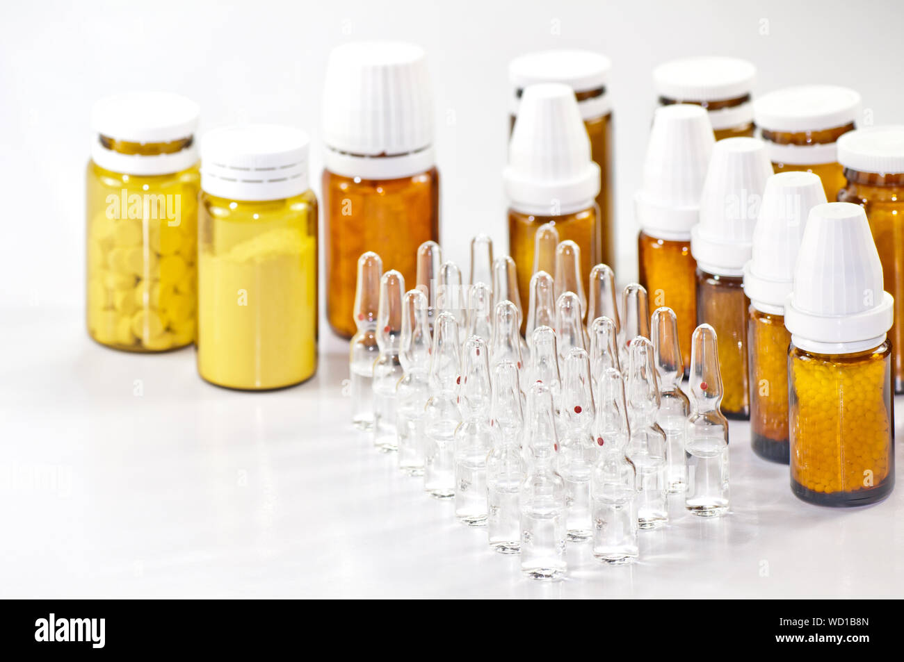 Bottles vials hi-res stock photography and images - Alamy
