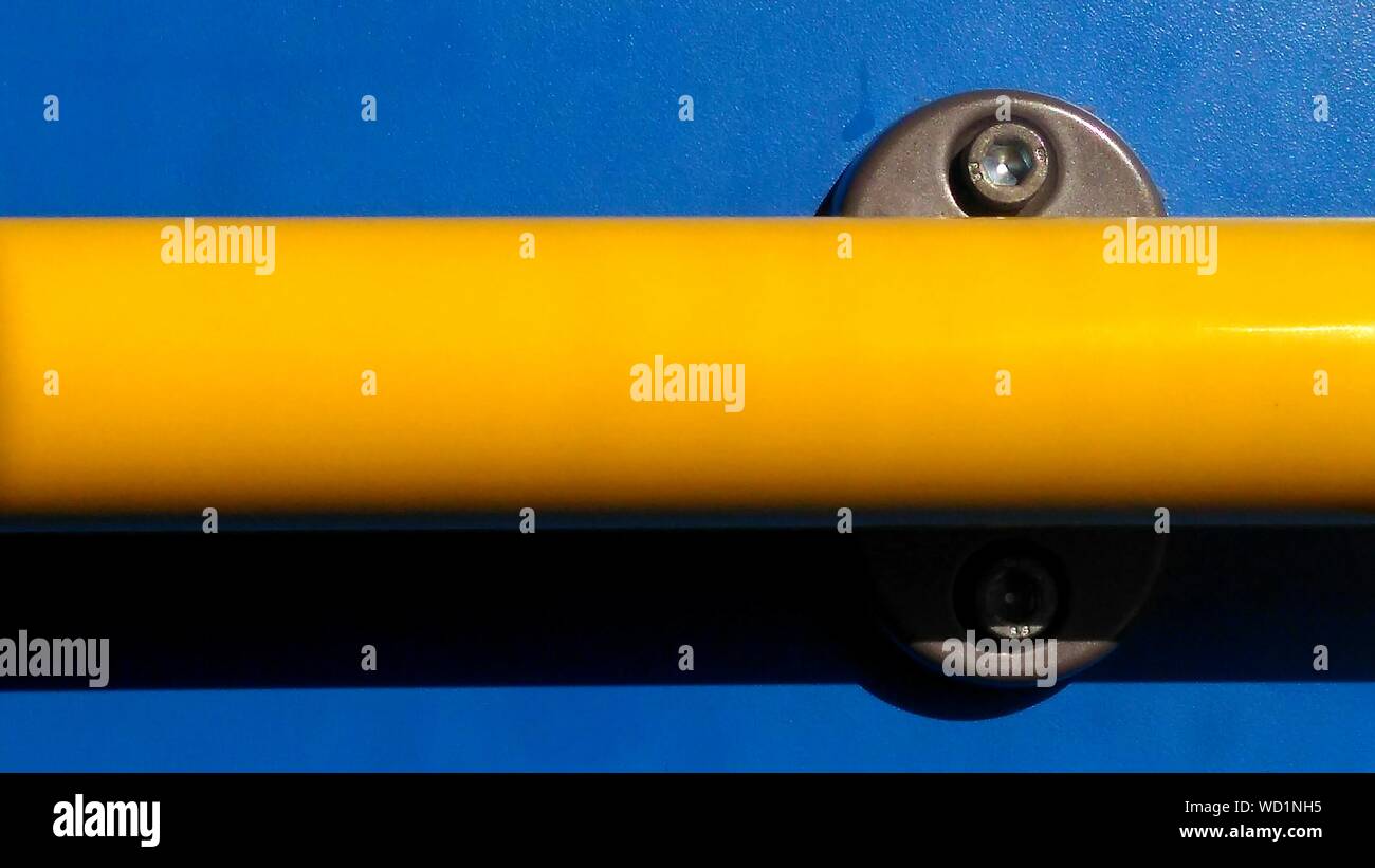 Metal rod mounted hi-res stock photography and images - Alamy