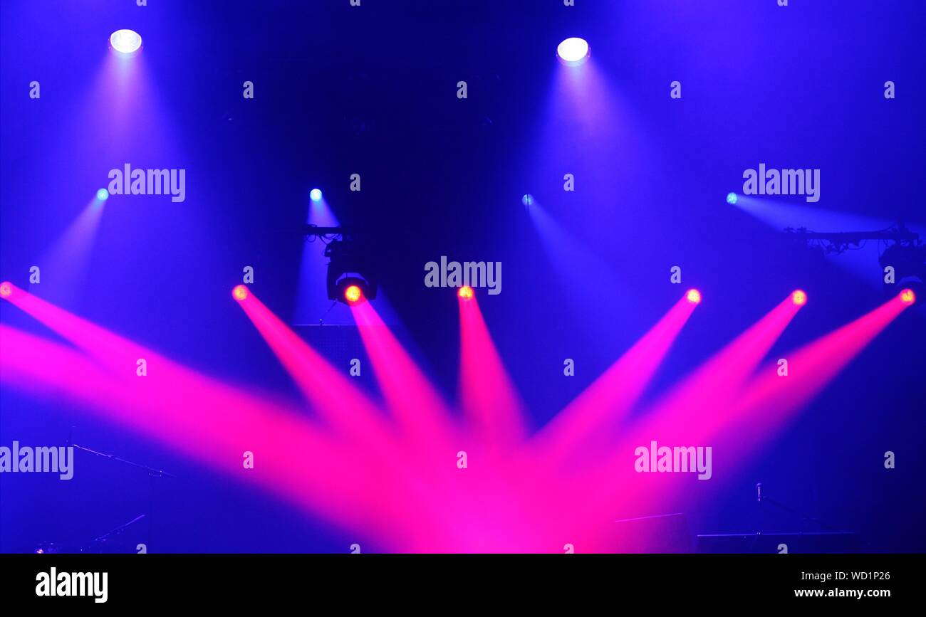 Light concert hi-res stock photography and images - Alamy
