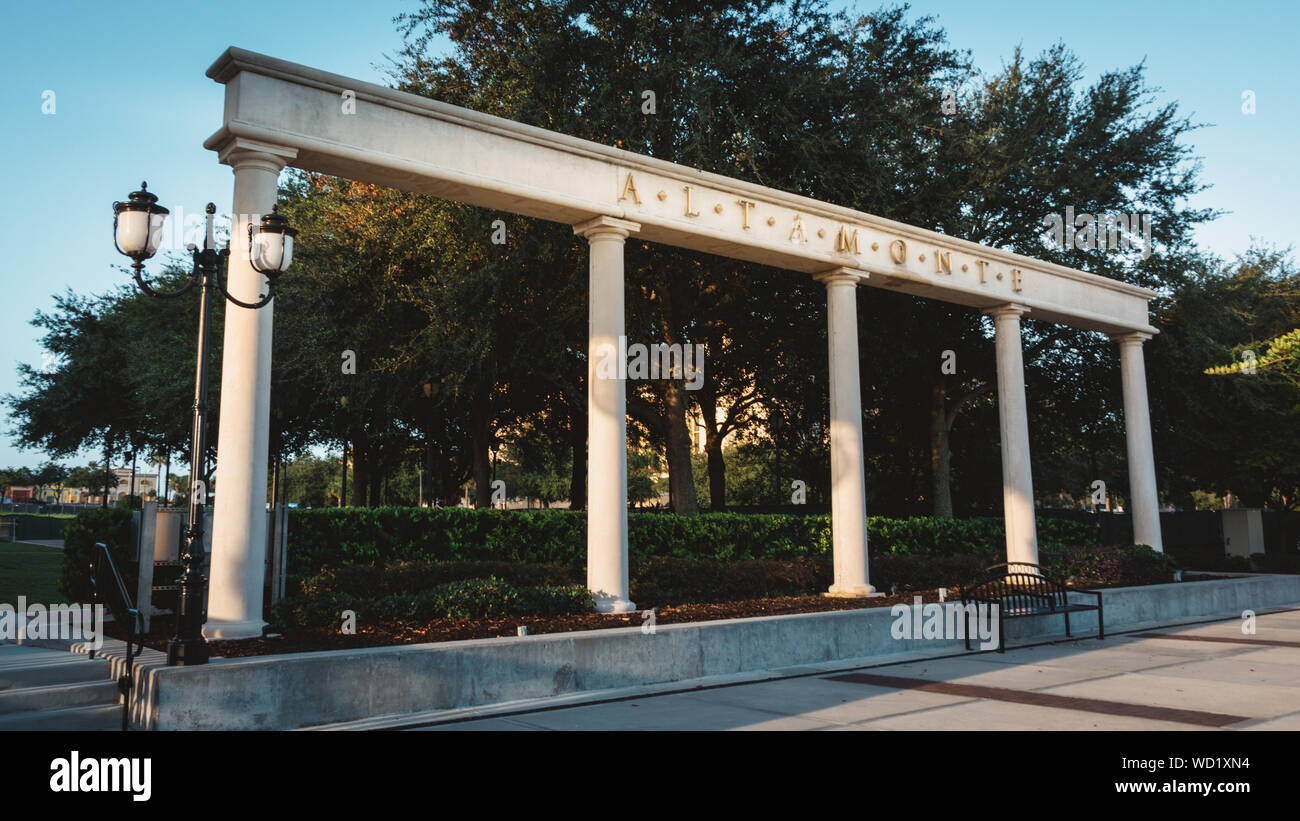 Uptown Altamonte columns at Cranes Roost plaza and park in Altamonte ...