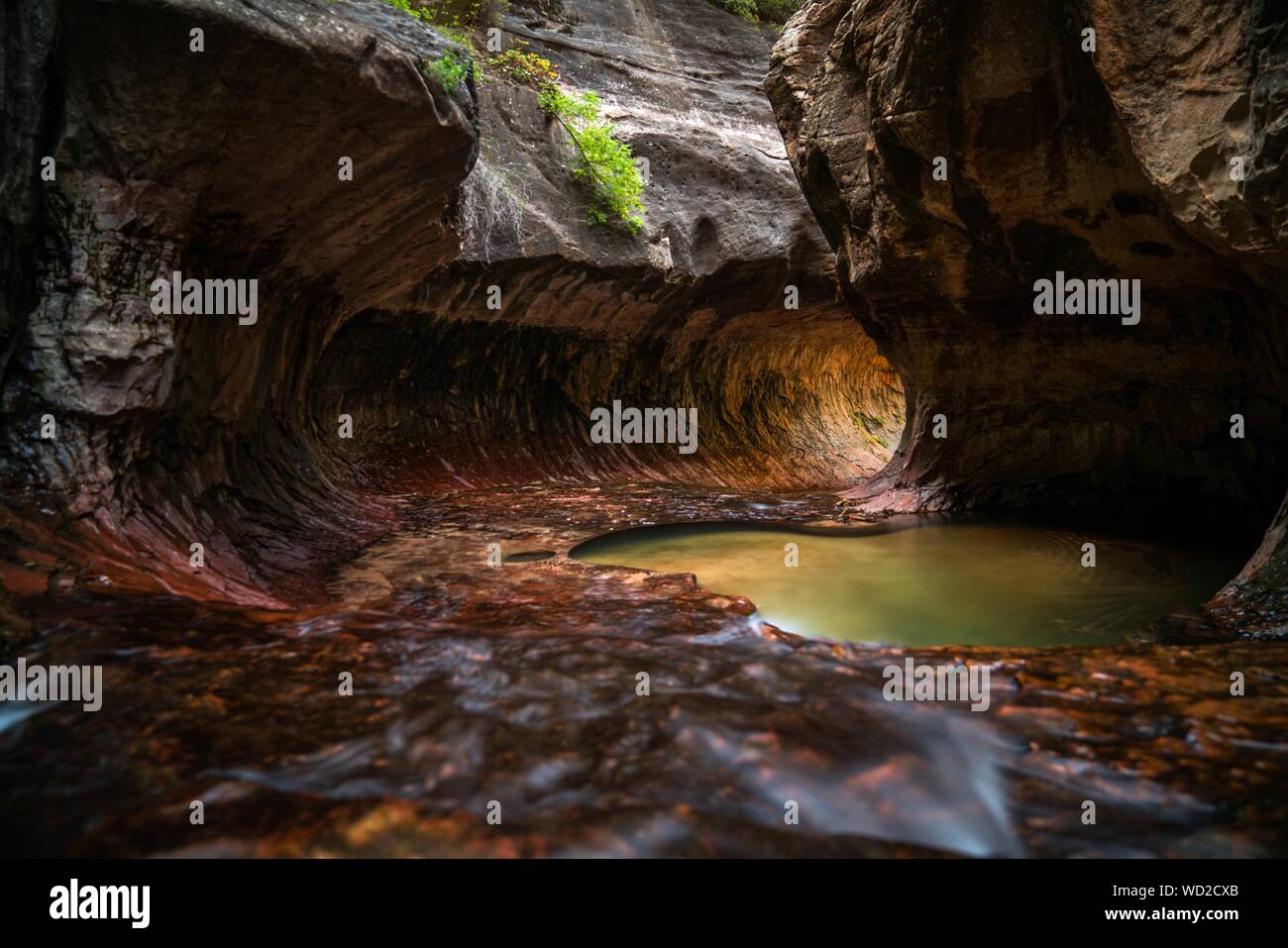 Natural rock tunnel hi-res stock photography and images - Alamy