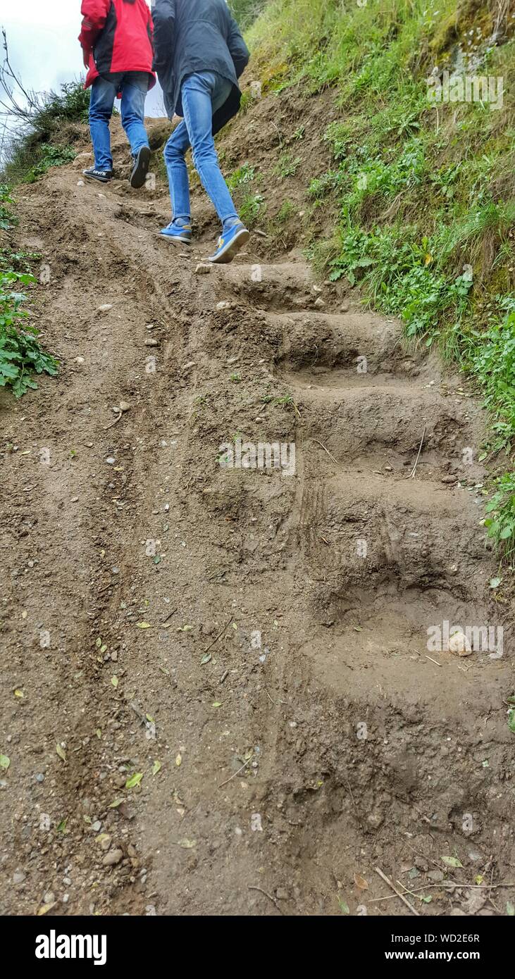 Muddy people hi-res stock photography and images - Alamy