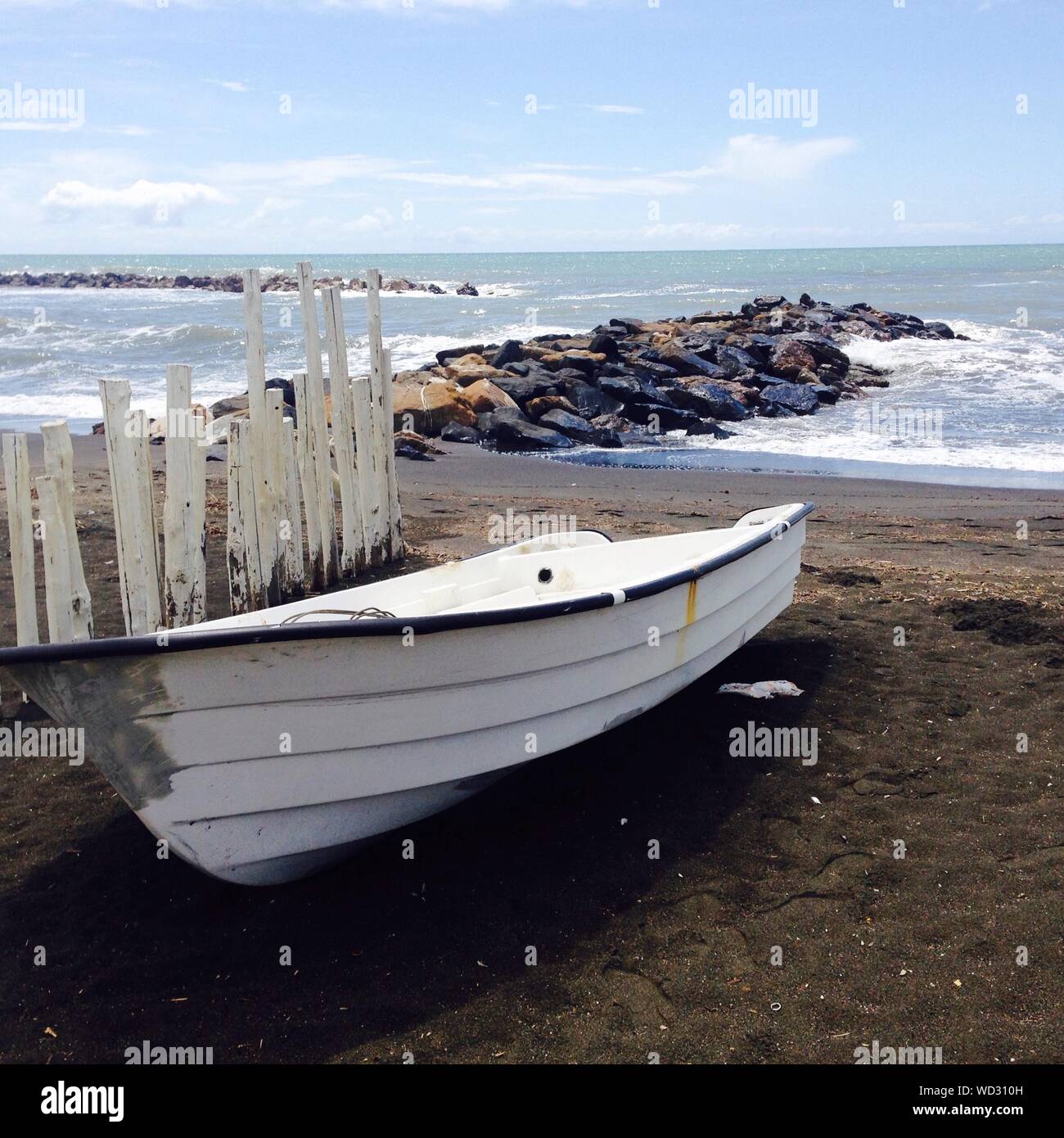 Summer day rowboat hi-res stock photography and images - Alamy