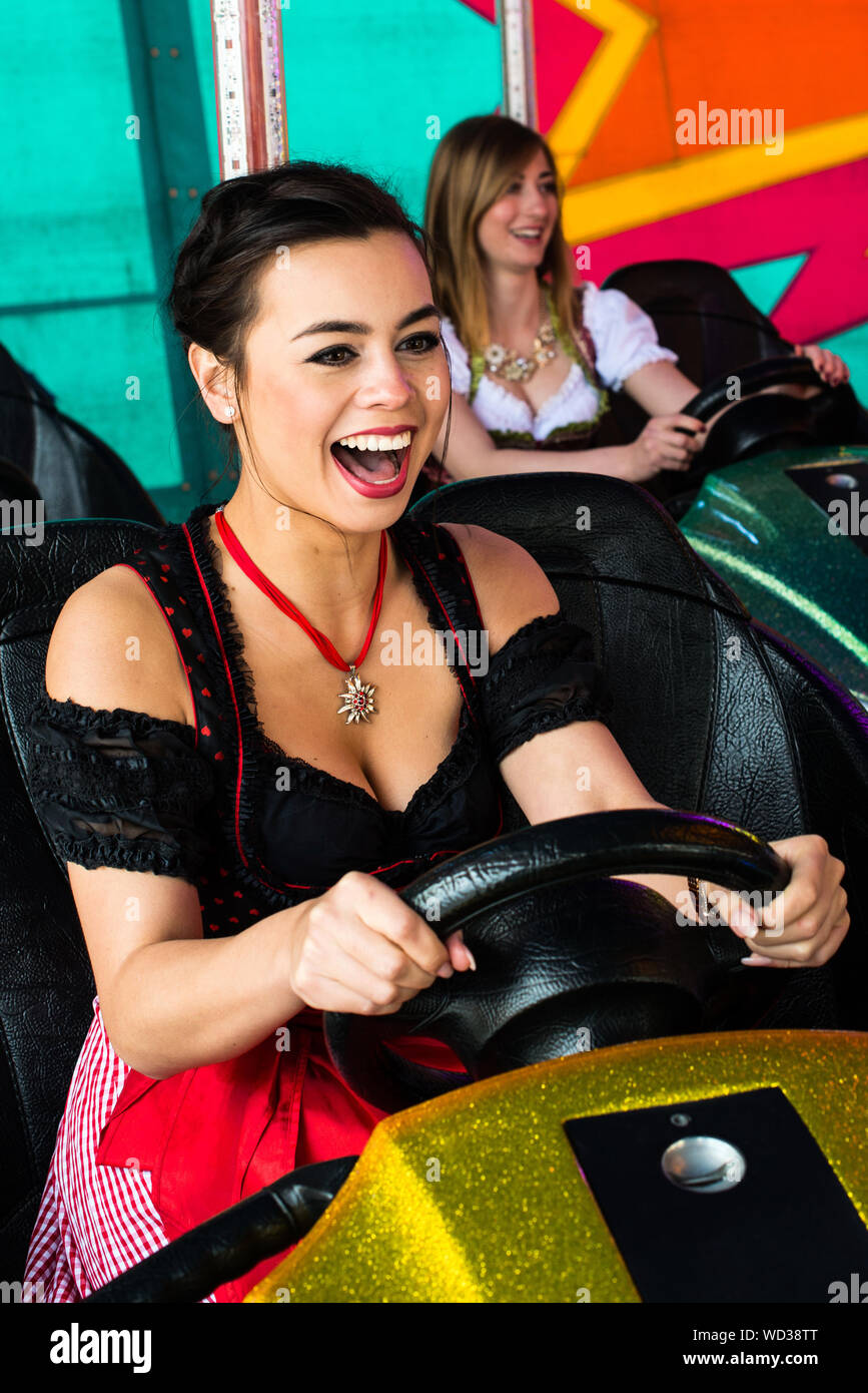 Two cars bumper hi-res stock photography and images - Alamy