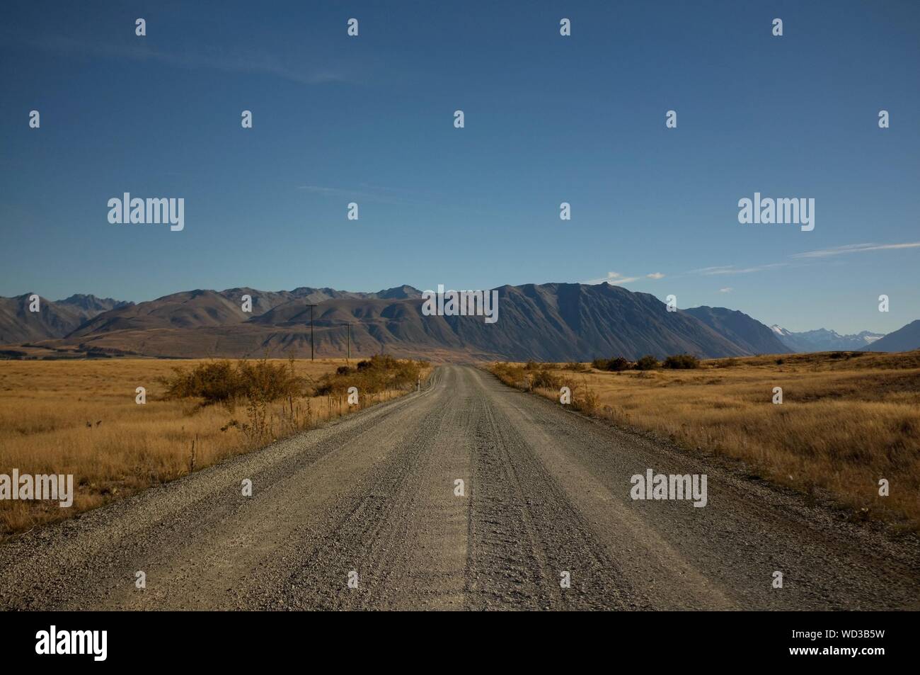 Desert road new zealand hi-res stock photography and images - Alamy