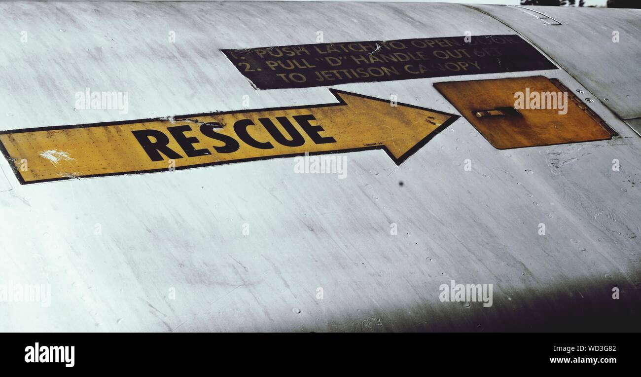 Rescue symbol hi-res stock photography and images - Alamy