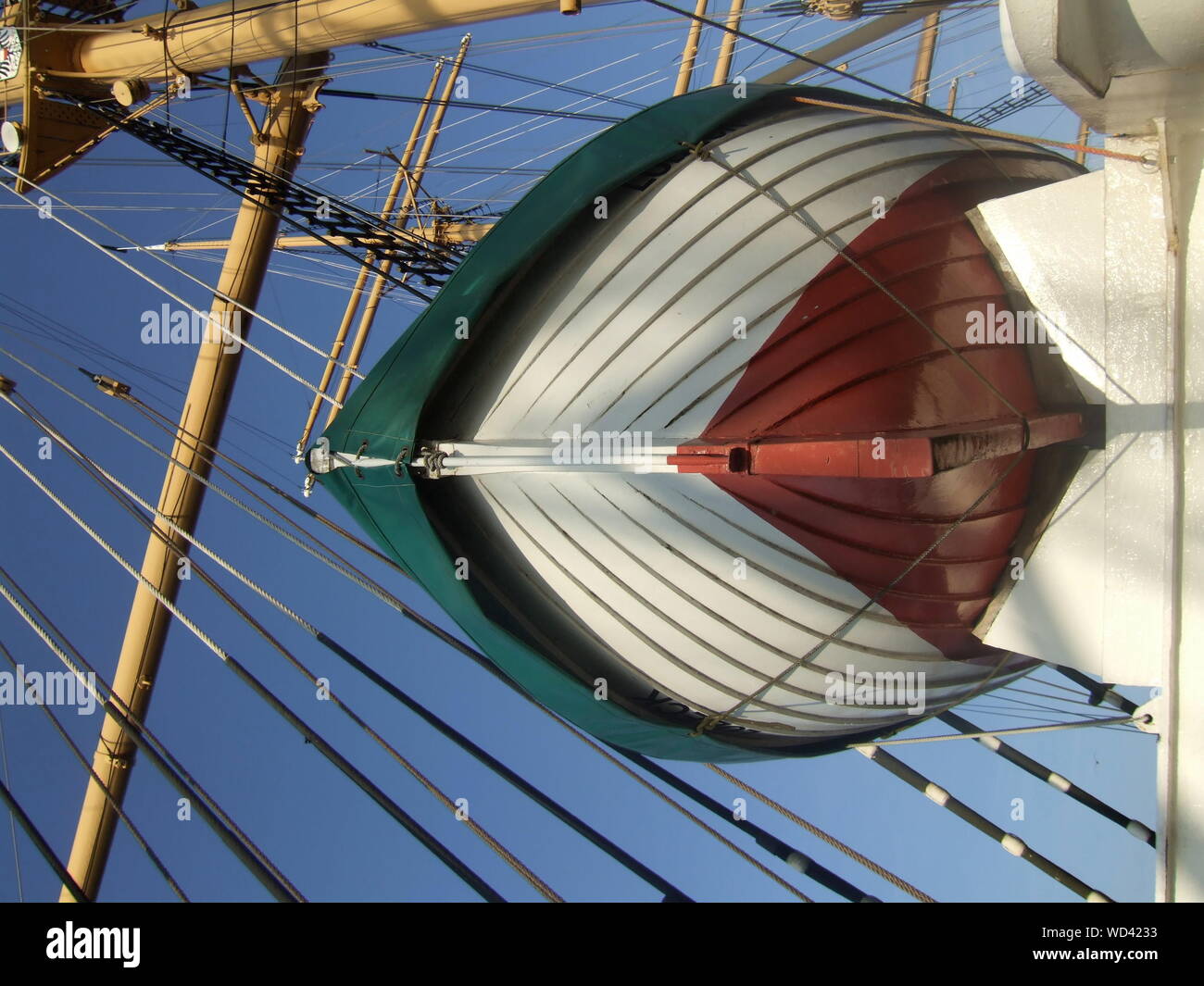 Angle lifeboat hi-res stock photography and images - Alamy