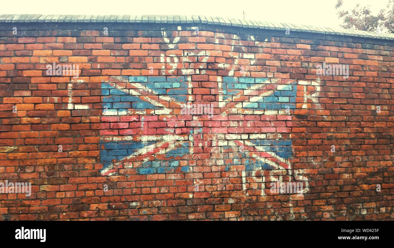 Flag painted building hi-res stock photography and images - Alamy