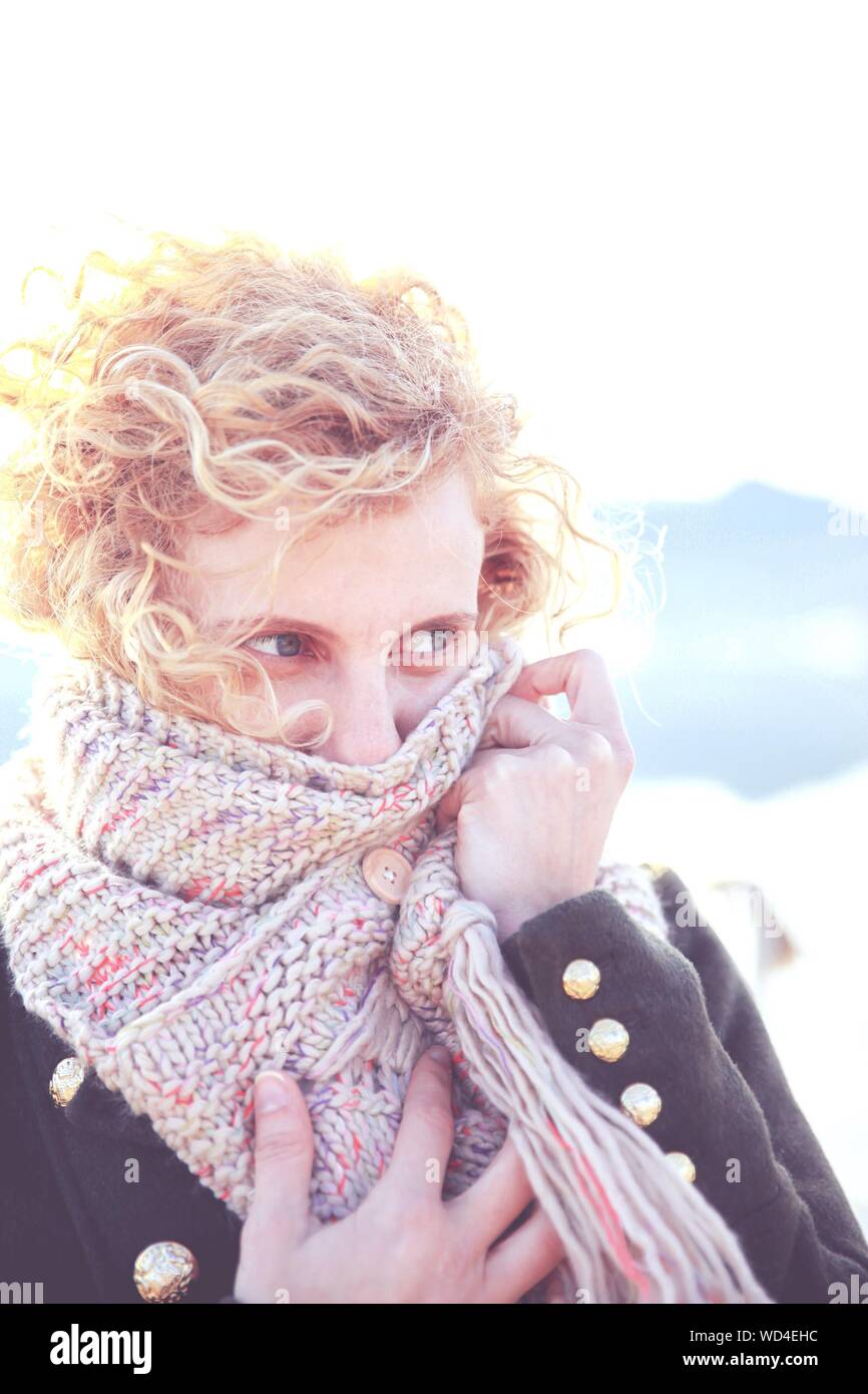 Scarf covering hair hi-res stock photography and images - Alamy