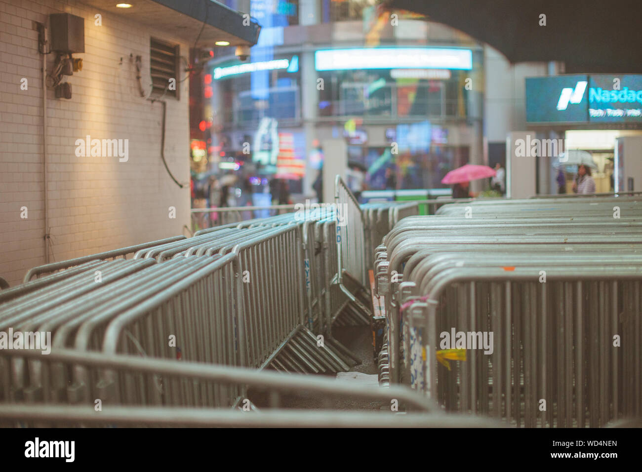 Safety railings hi-res stock photography and images - Alamy