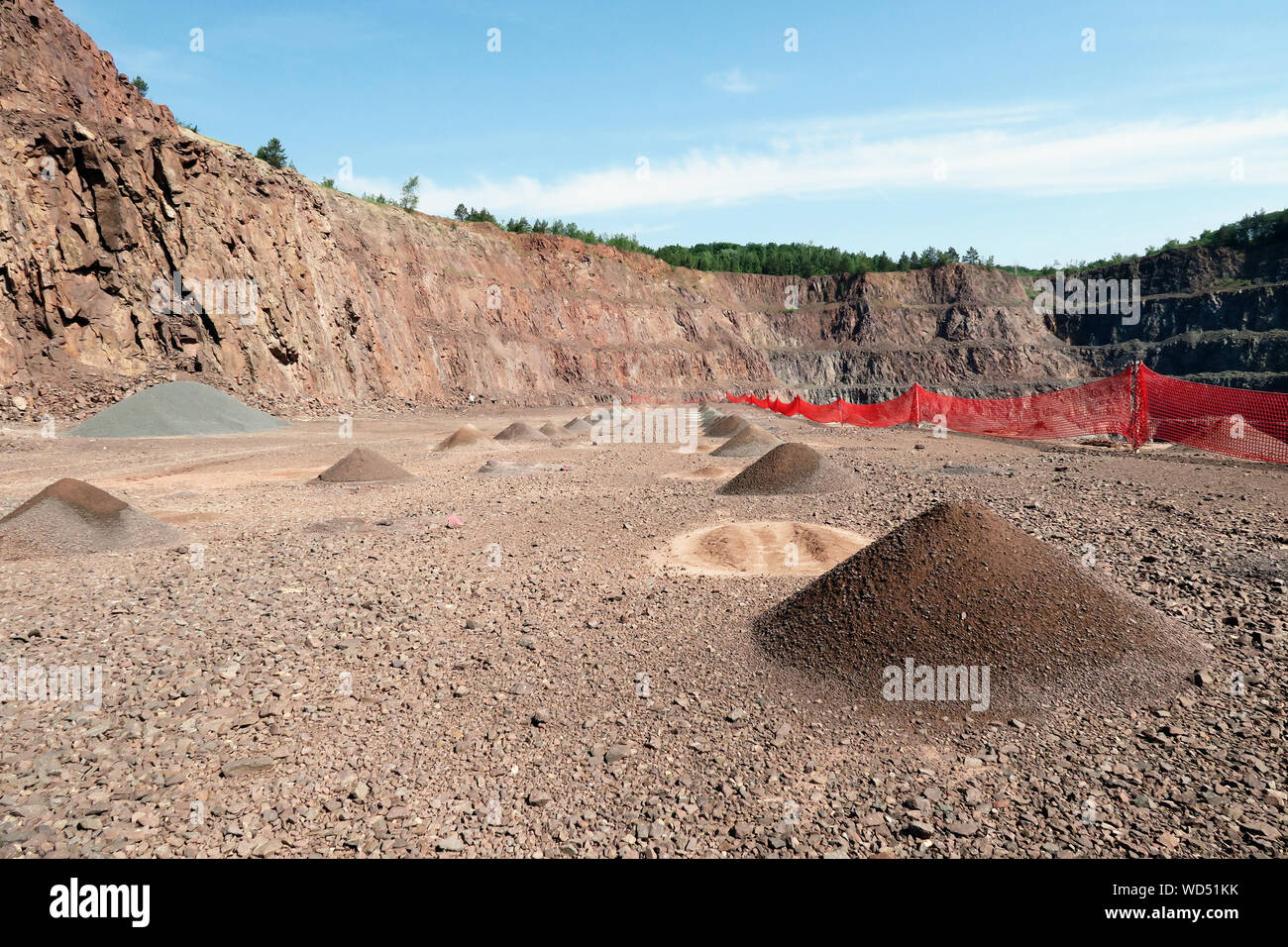 Open sky mine hi-res stock photography and images - Alamy