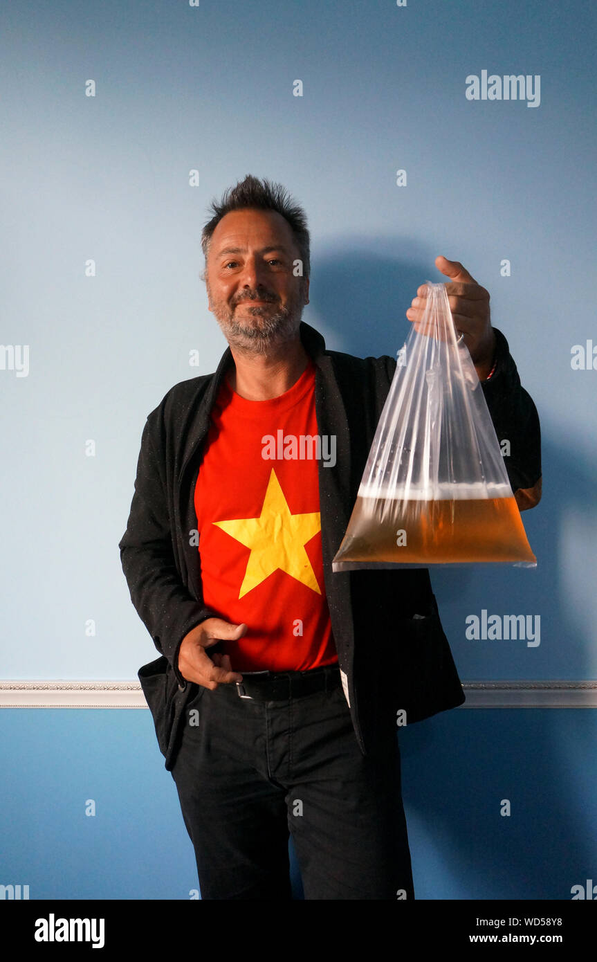 Plastic bag man hi-res stock photography and images - Alamy