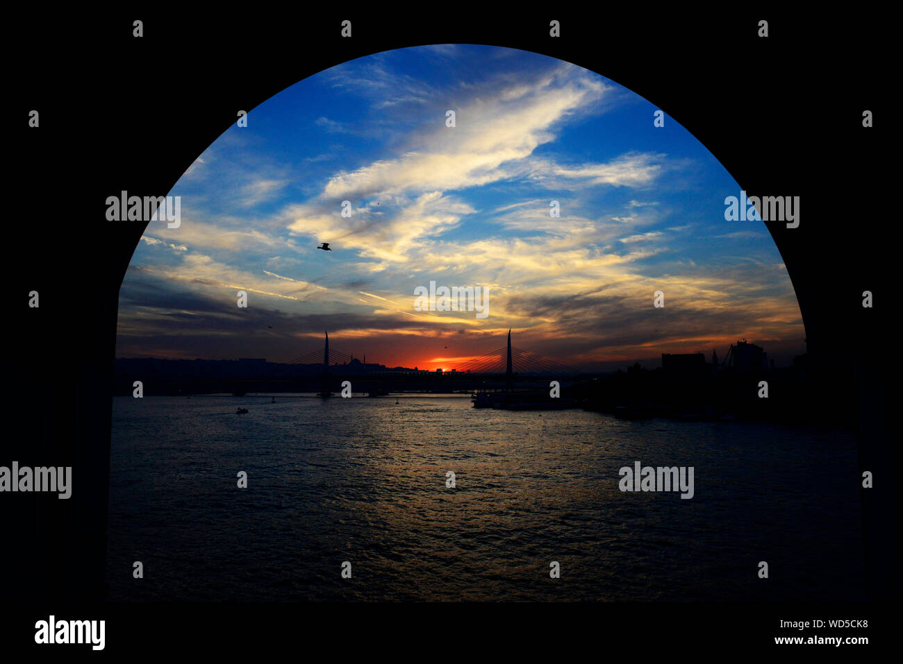 Istanbul turkey sunset hi-res stock photography and images - Alamy